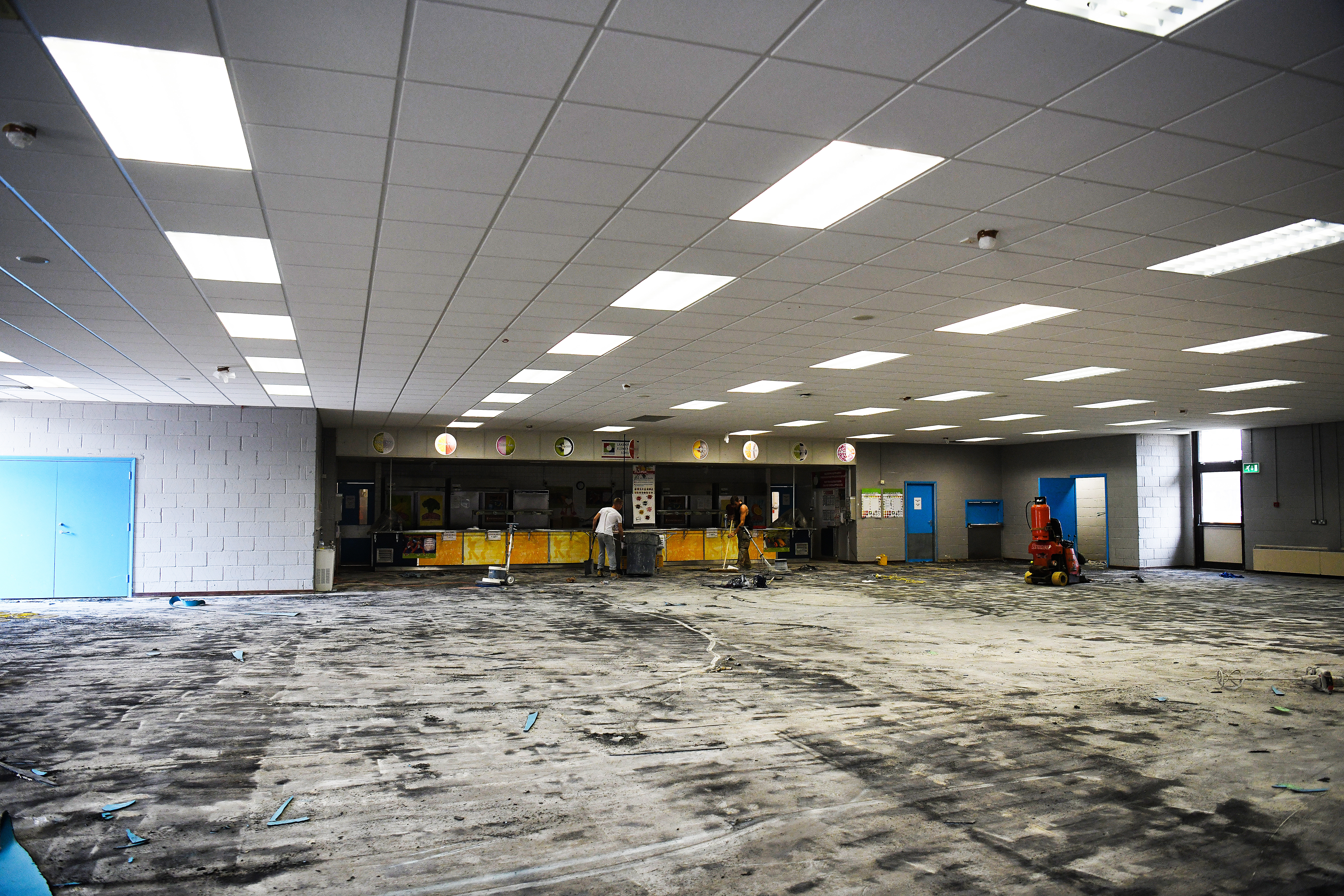 48 CES support tri-base school operations > Royal Air Force Mildenhall ...