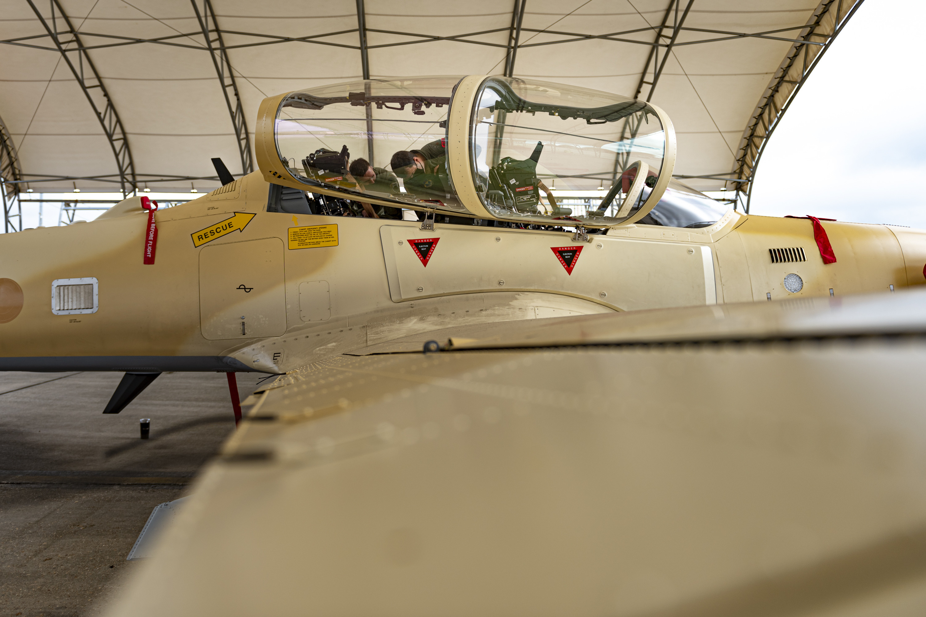 23d Wing CC trains with 81st FS > Moody Air Force Base > Article Display