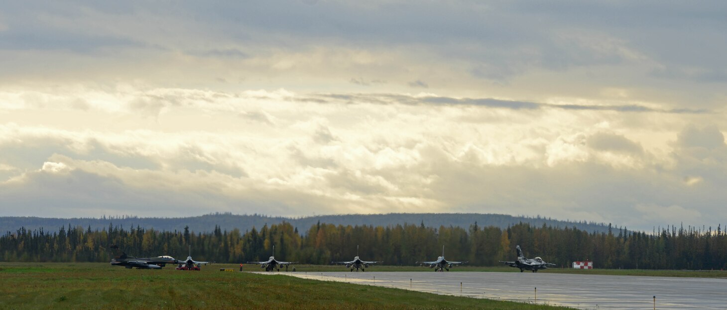 Aggressors Kick Off Participation in Valiant Shield 2020 > U.S. Indo ...