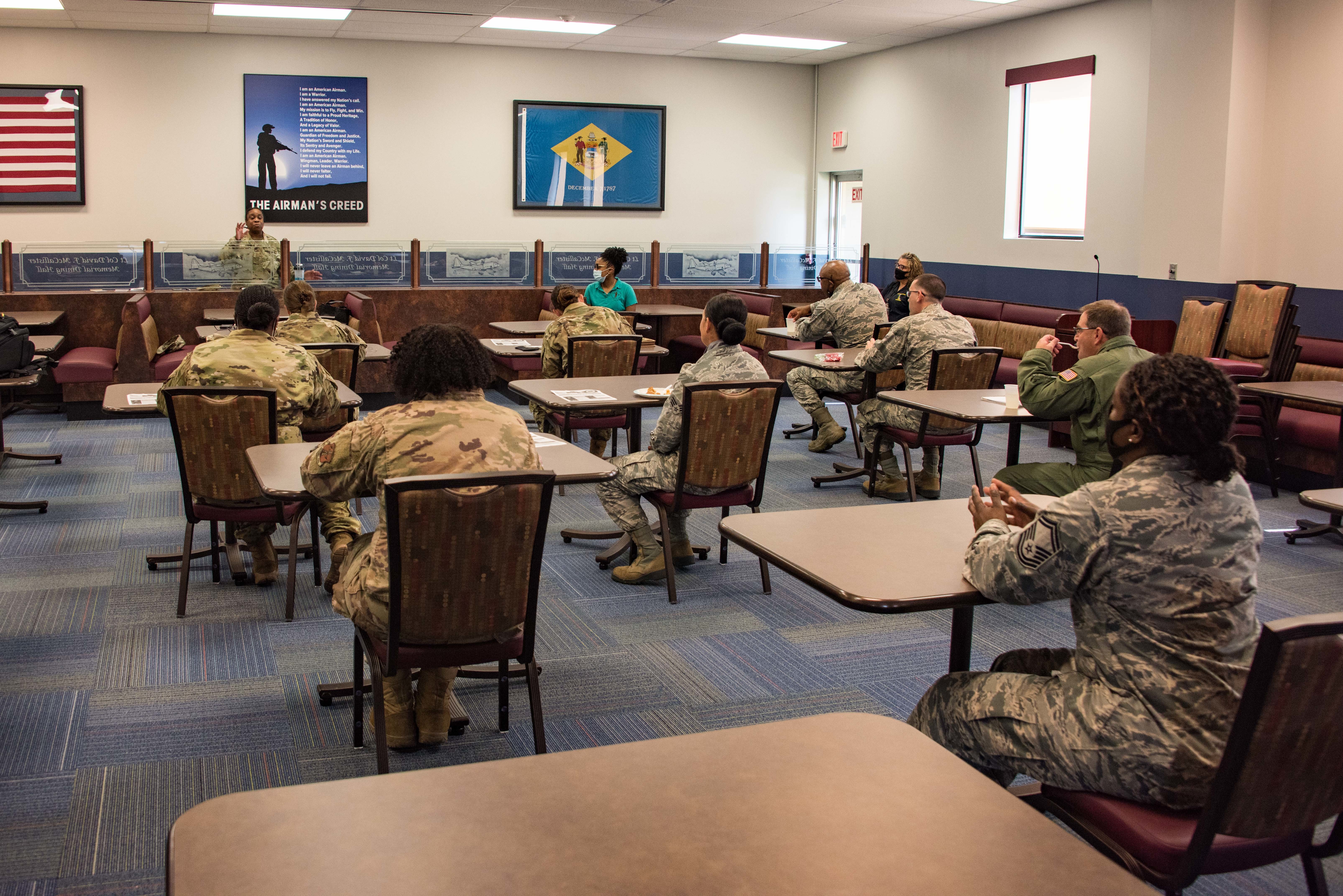 Command CMSgt Robbin Moore chat 'n' chew > 166th Airlift Wing > Display