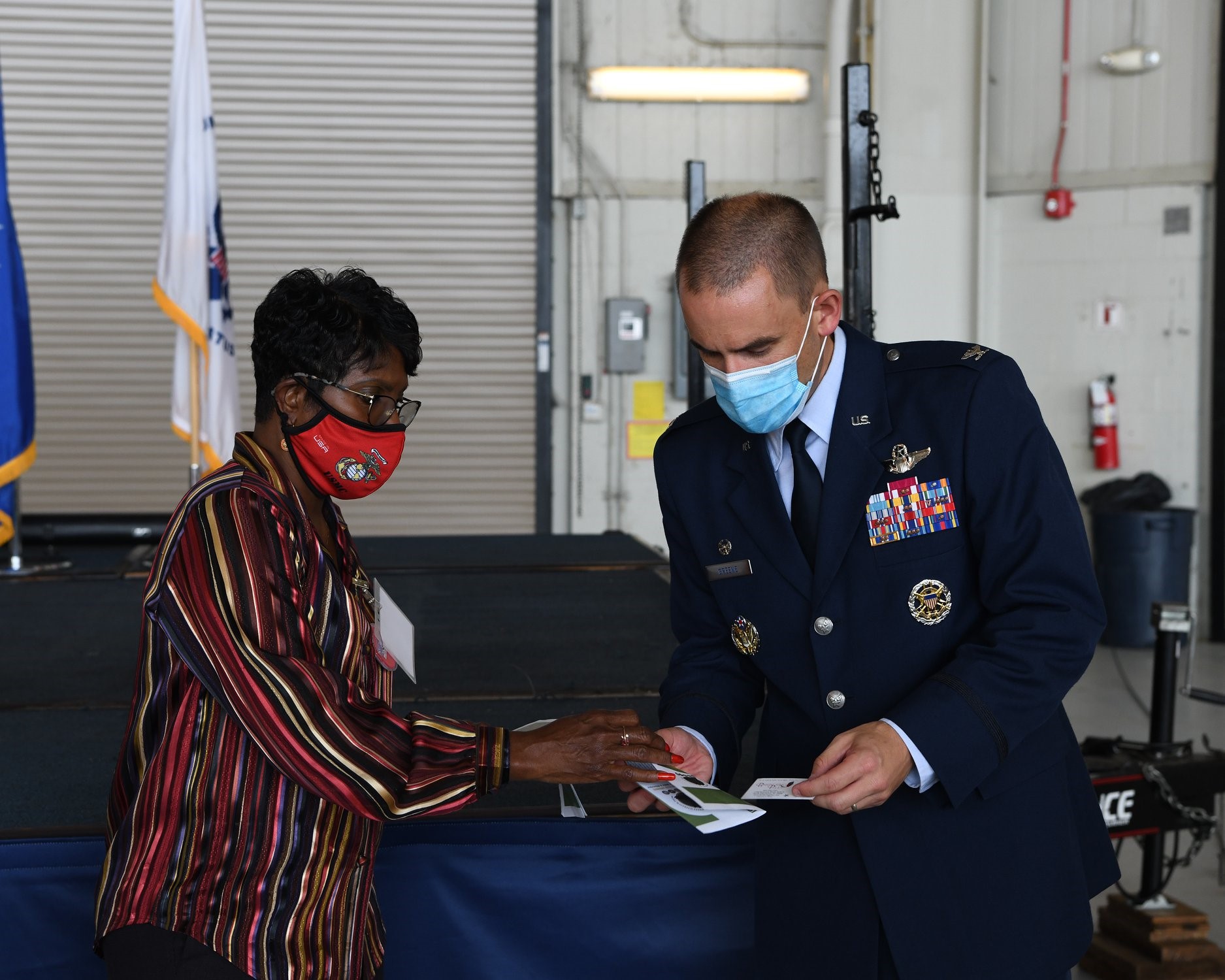 Team Charleston hosts Honorary Commanders Induction Ceremony > Joint ...