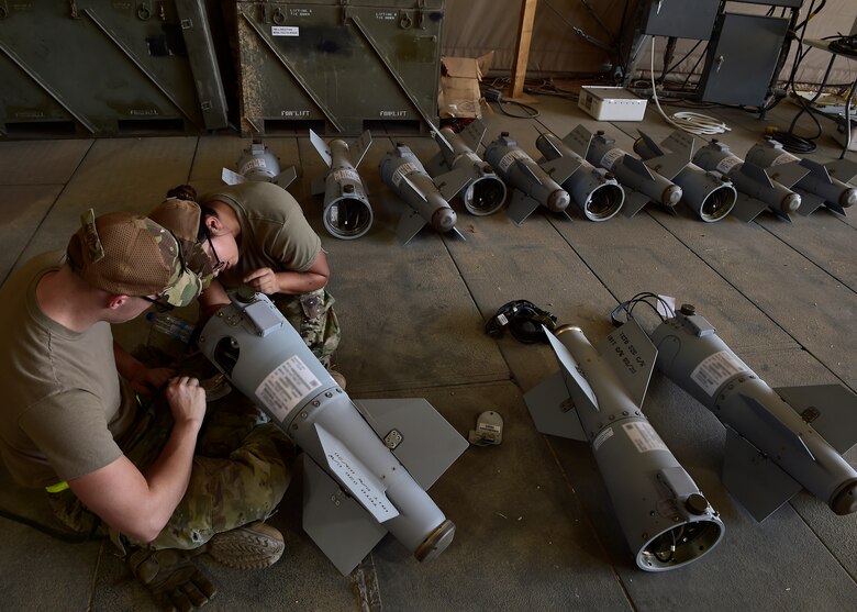 Munitions Airmen build munitions for follow-on forces > U.S. Air Forces ...