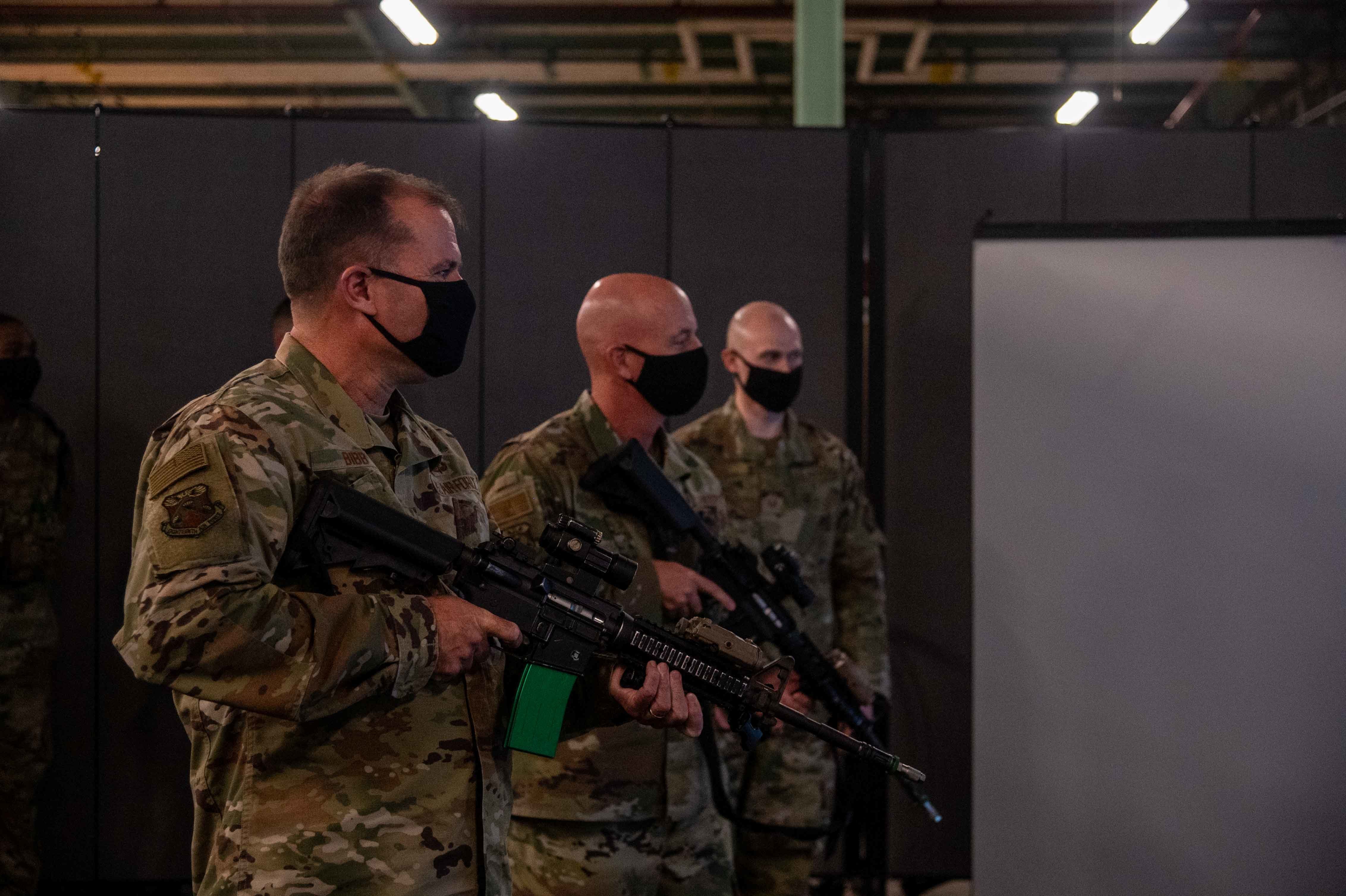 Team Dover welcomes back 18th Air Force commander > 18th Air Force ...