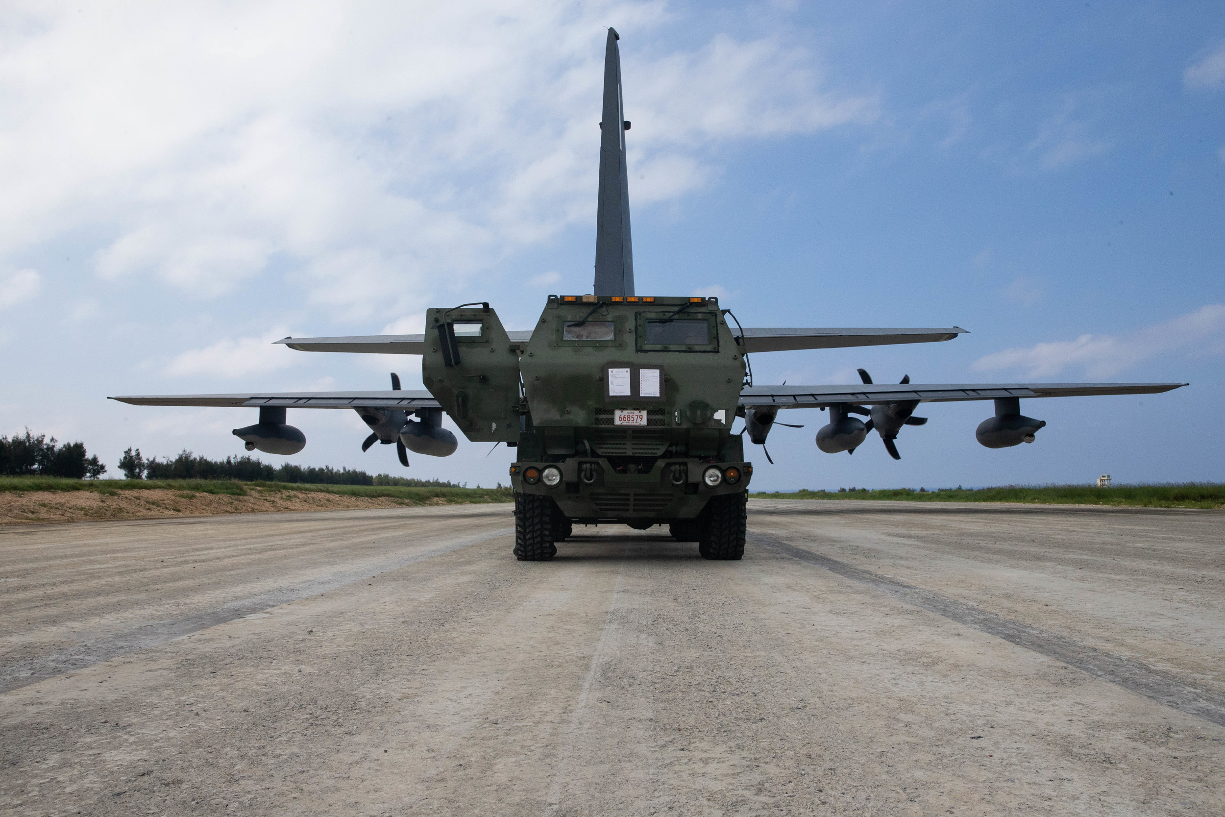 Extending the Range: Marines Secure Maritime Terrain, Deploy Rocket ...