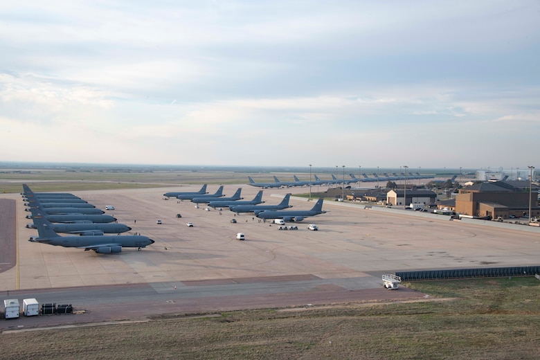 97 AMW Airmen demonstrate rapid airpower response during severe weather ...
