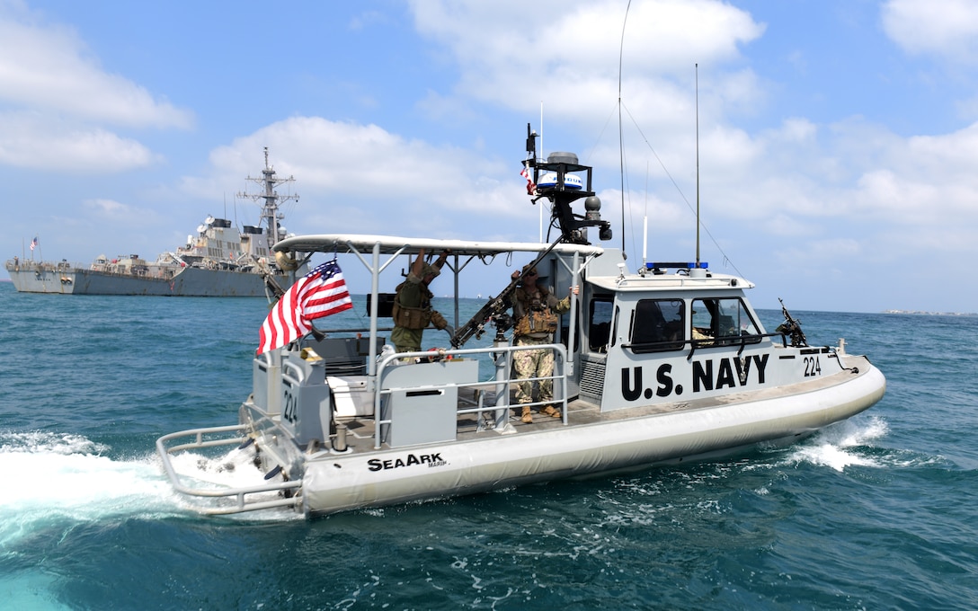 210313-N-QB805-004
