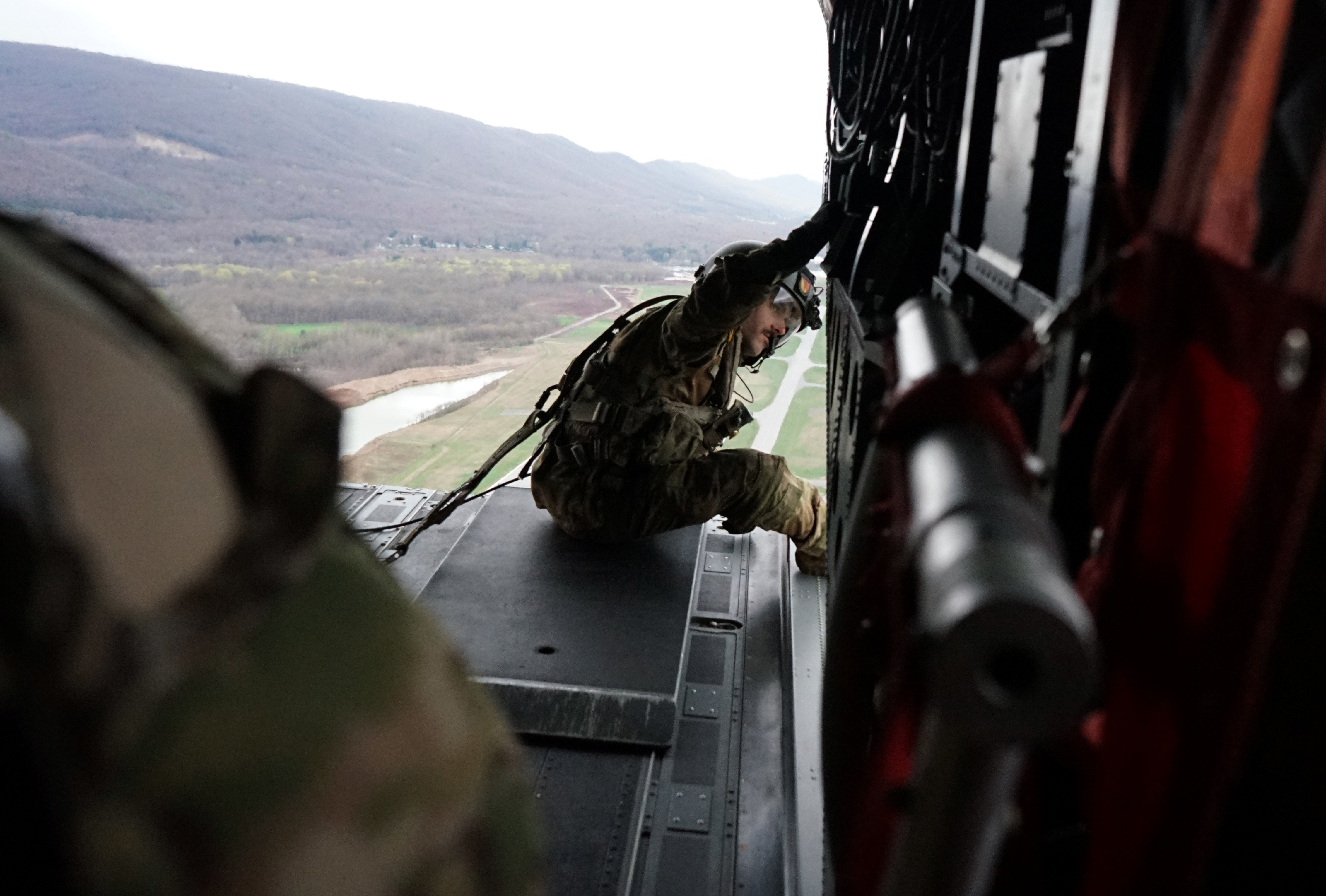1-109th Infantry Regiment conducts aerial movement > Pennsylvania ...