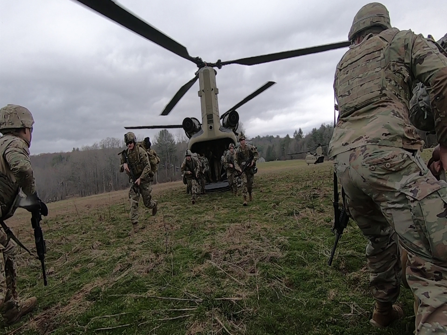 1-109th Infantry Regiment conducts aerial movement > Pennsylvania ...