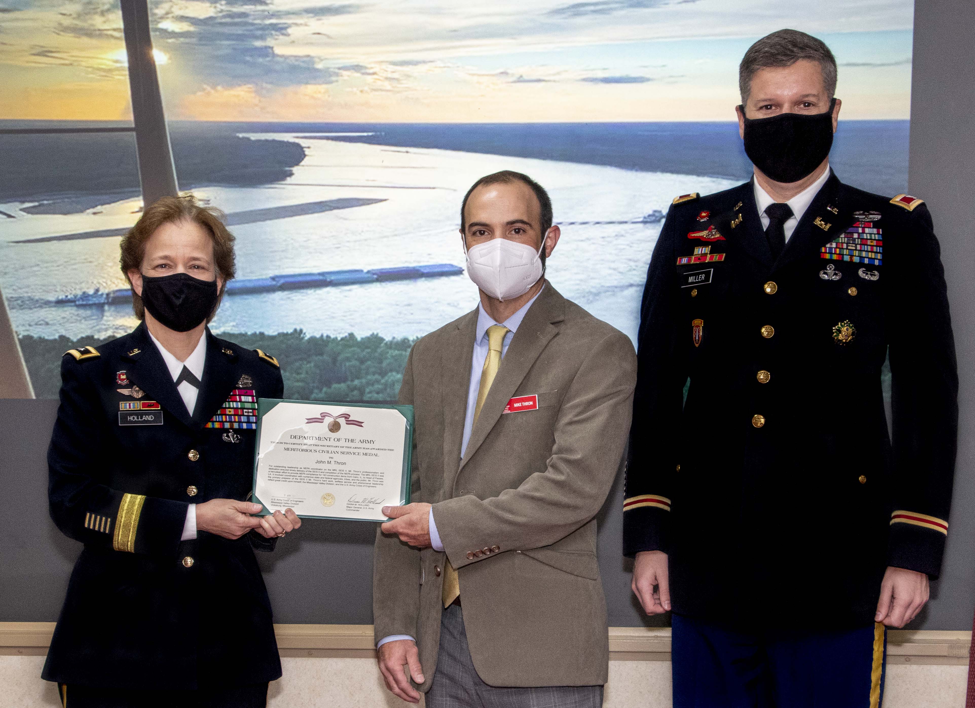 Thron earns Meritorious Civilian Service Medal > Memphis District ...