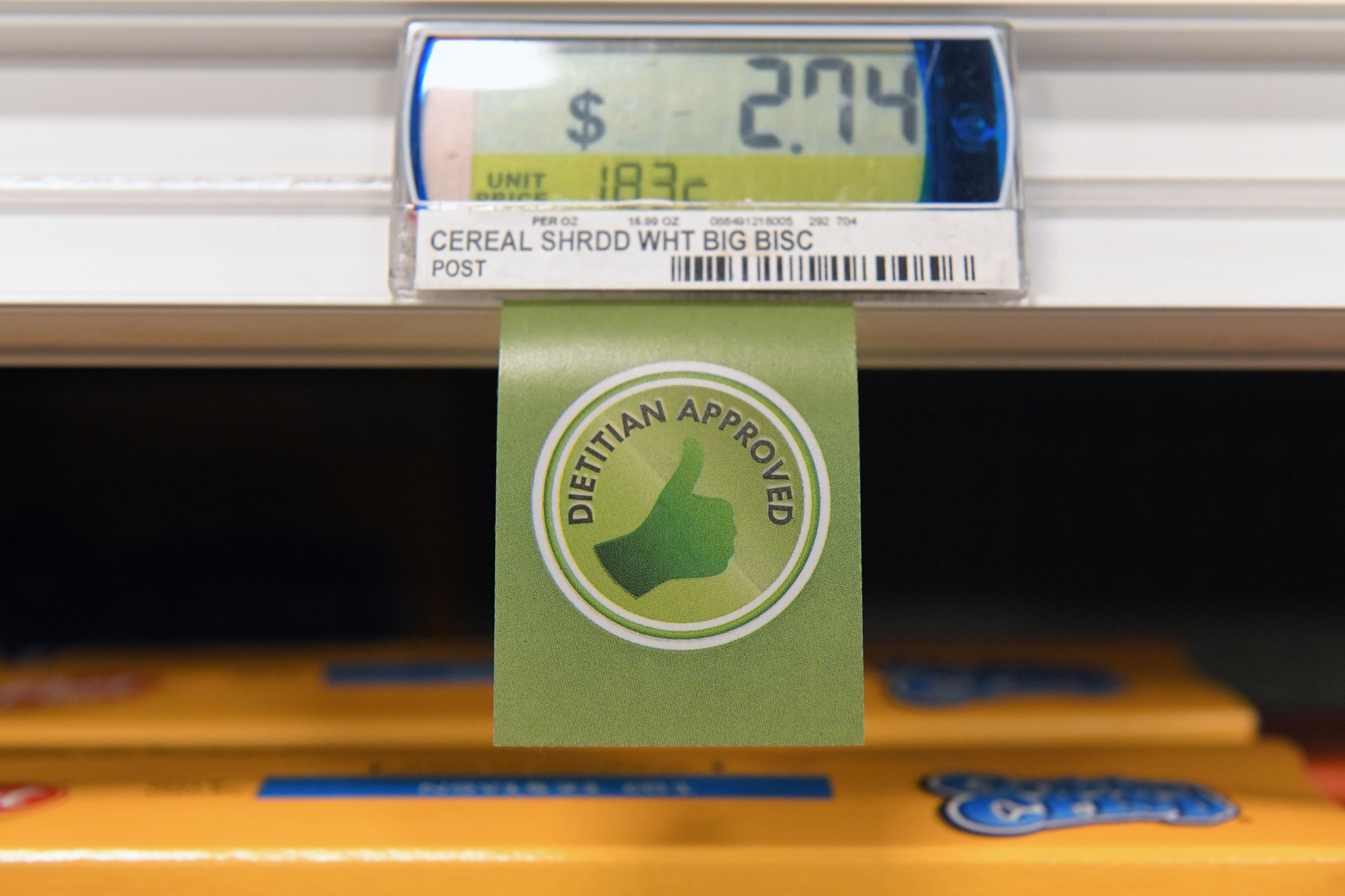 DAT nutrition ID labels to help Robins Commissary shoppers spot healthy ...