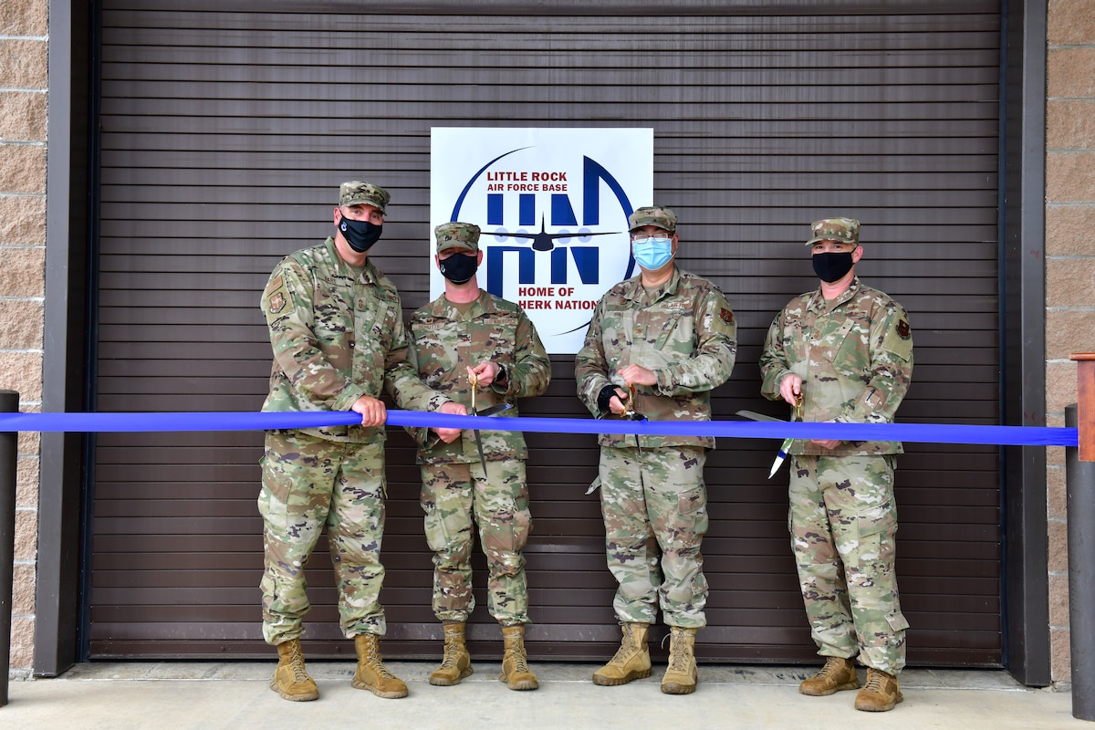 LRAFB unveils new Herk Werks innovation lab > Little Rock Air Force ...