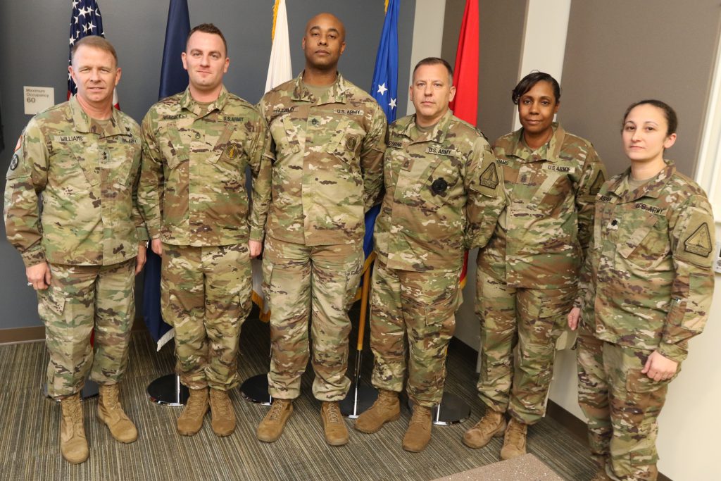 Virginia recruiters recognized for excellence > Virginia National Guard ...