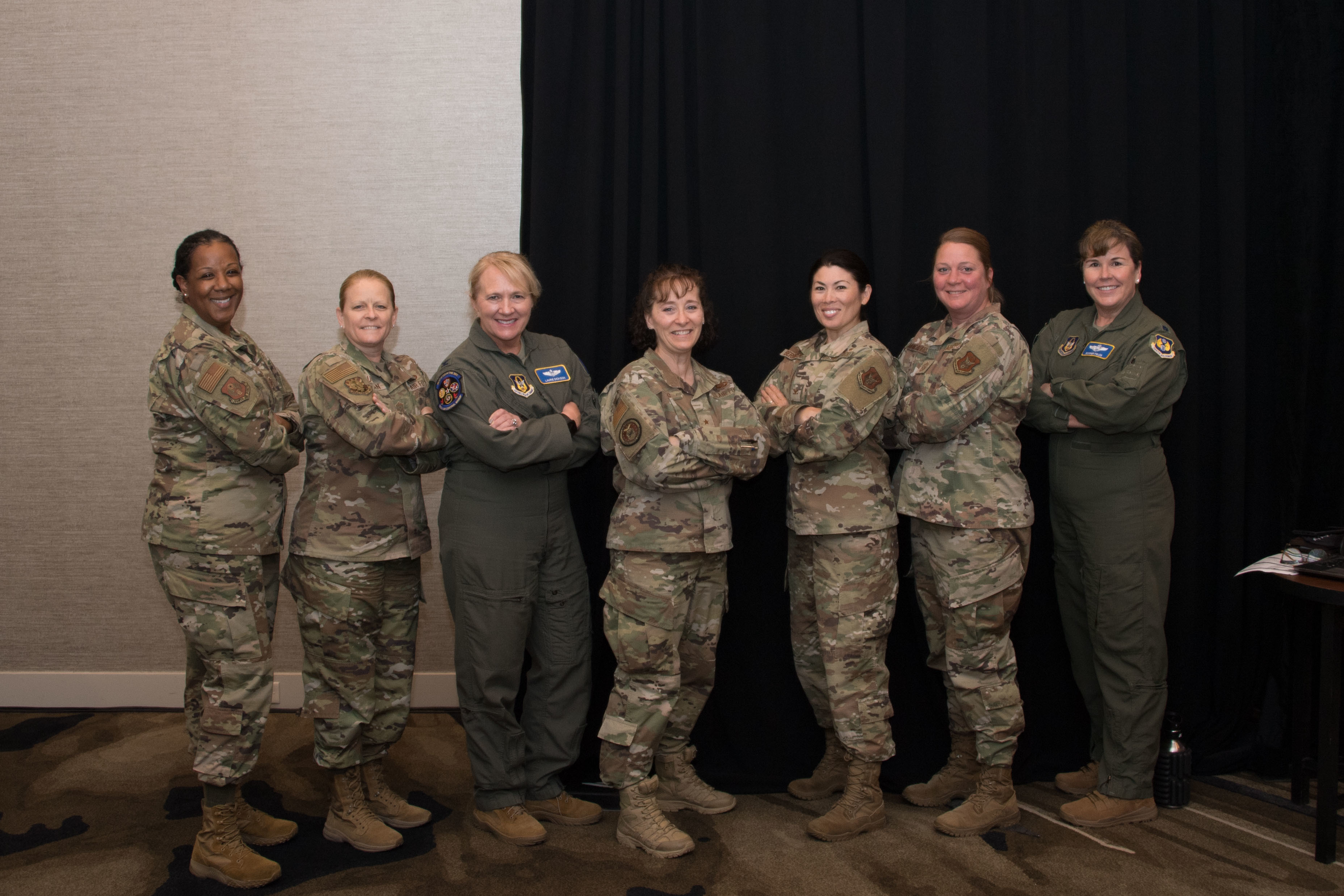 10th Air Force holds annual commanders and command chiefs conference ...