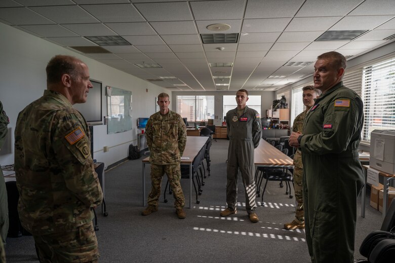 USTRANSCOM command team visits 39th AS; recognizes efforts > Dyess Air ...