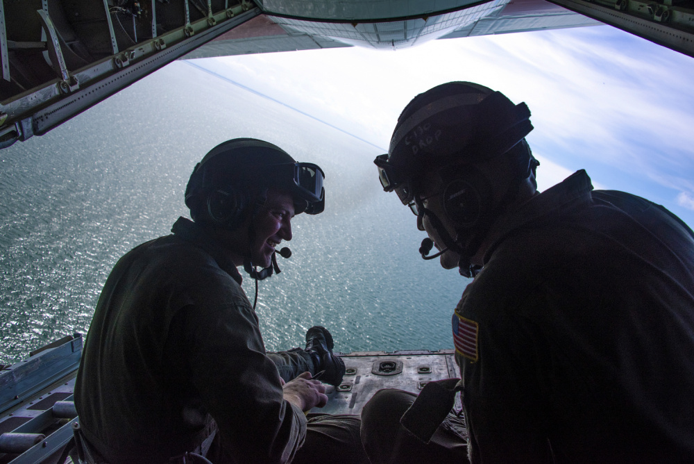 USCG Crews Conduct Emergency Drop Training