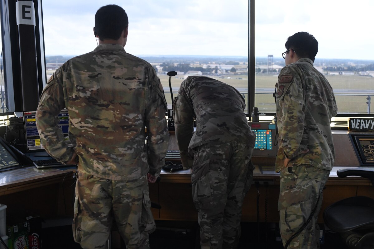 Eyes of the Mildenhall Sky: Air Traffic Control > Royal Air Force ...