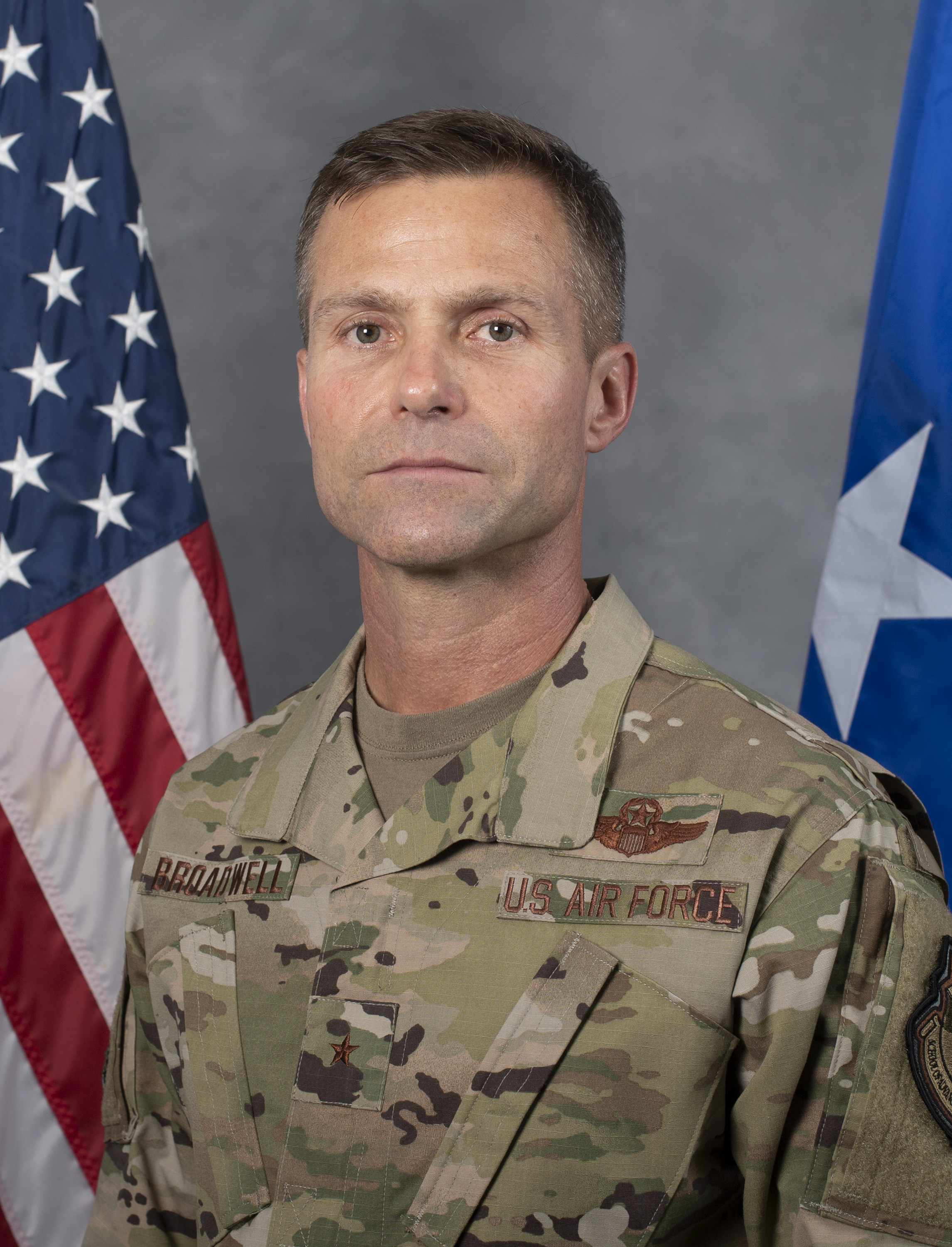 LARRY R. BROADWELL > Air Force > Biography Display