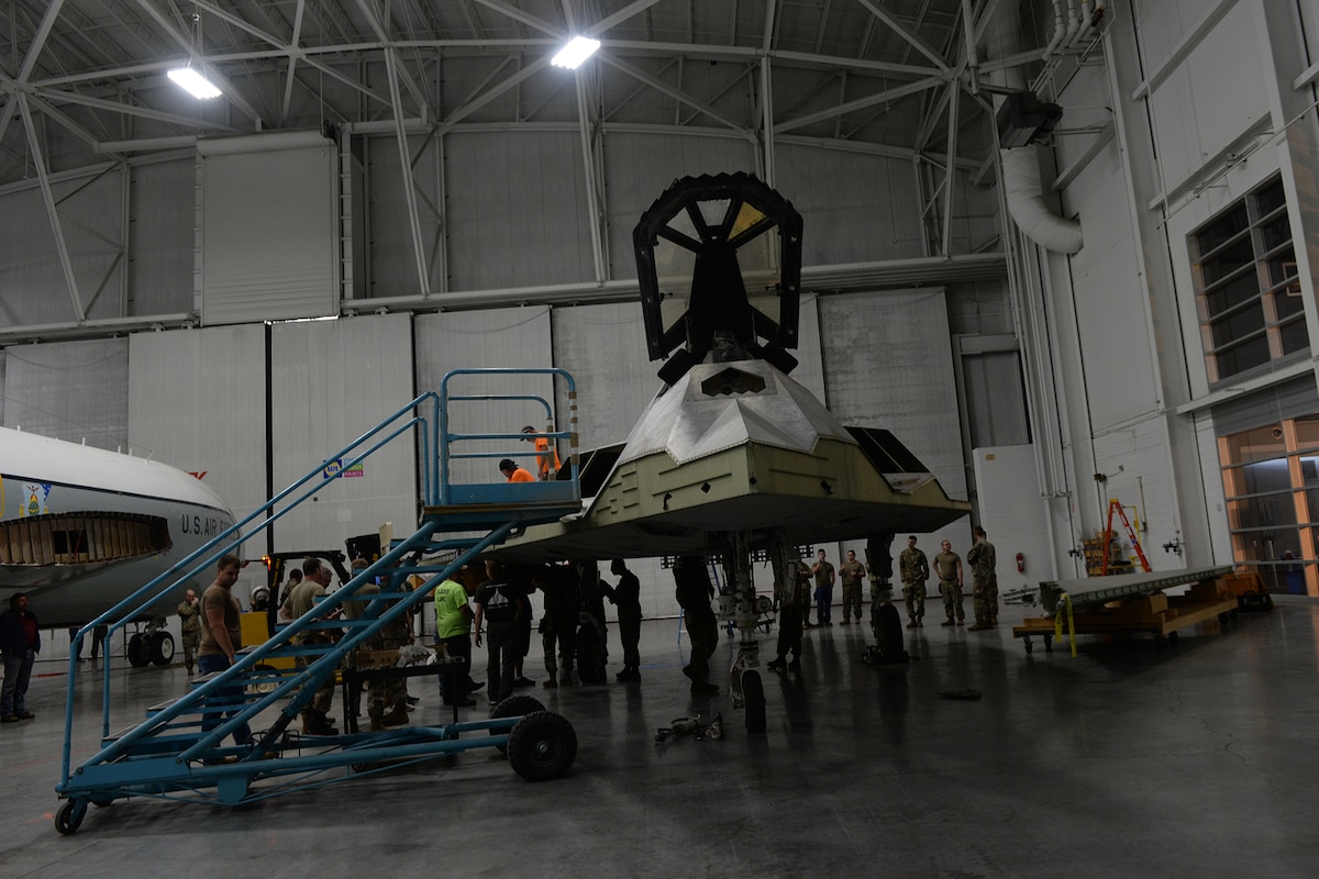 SAC Museum receives stealth aircraft with help from 55th and 155th ...
