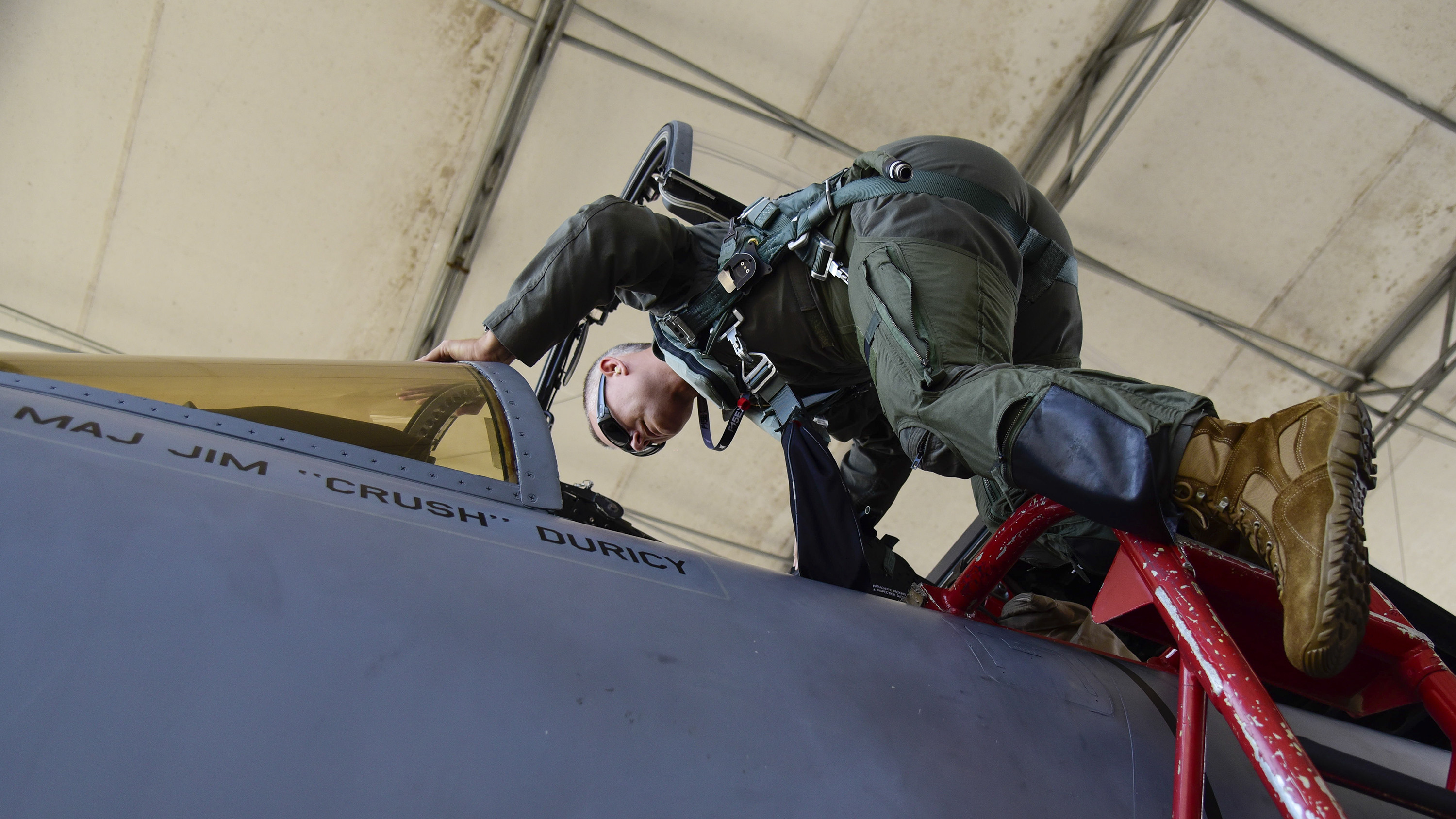 Squadron honors fallen Airman on F-15's final flight > Air Force Test ...