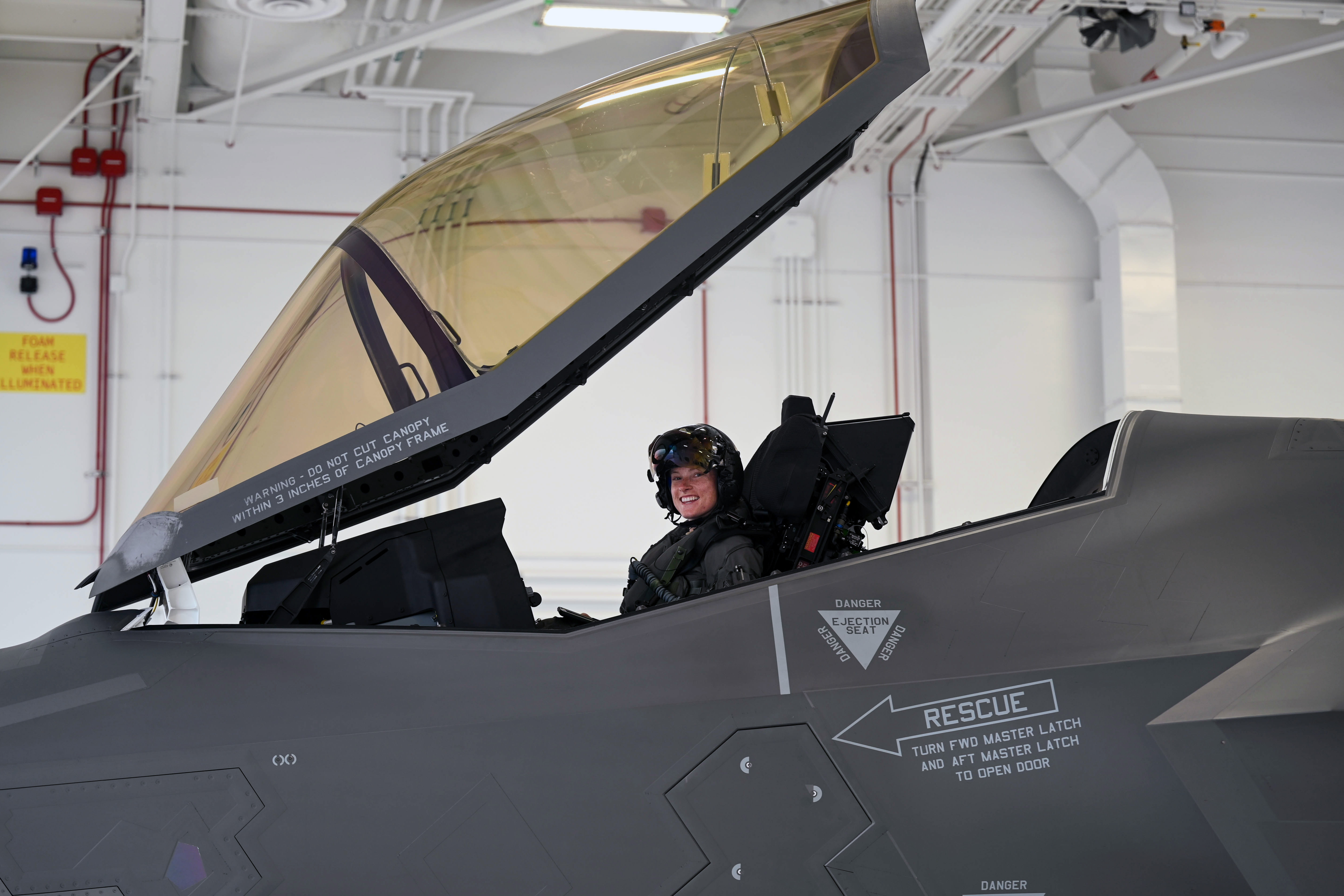 Future Fighter > Air Education and Training Command > Article Display