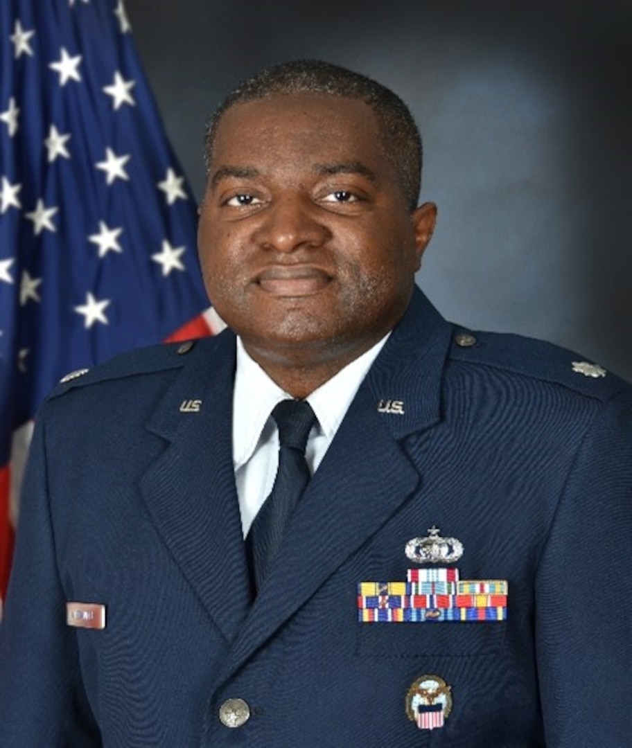 Lt Col Perry Alexander > College of Information and Cyberspace ...