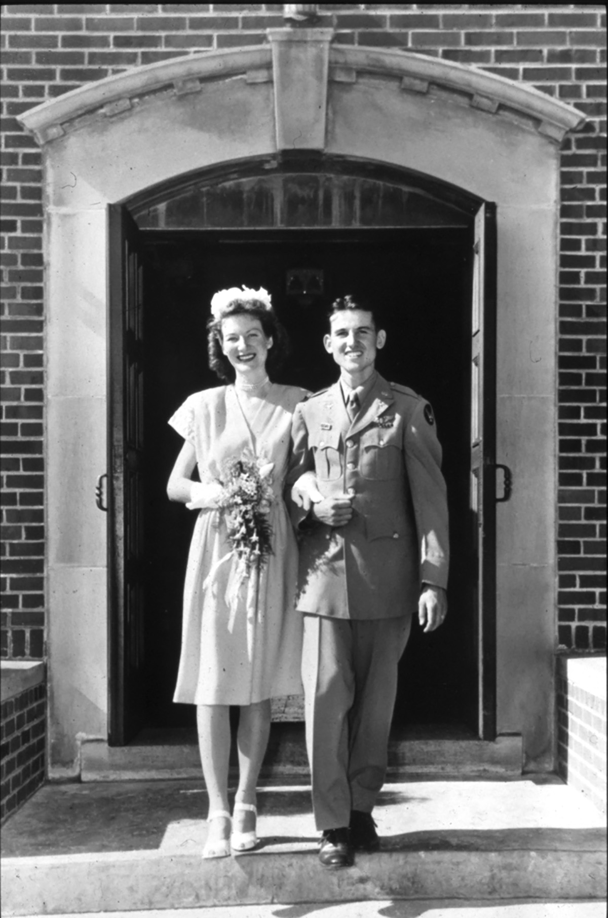 From ‘La Mer’ to the air: ‘Bloody Hundredth’ B-17 pilot shares ...