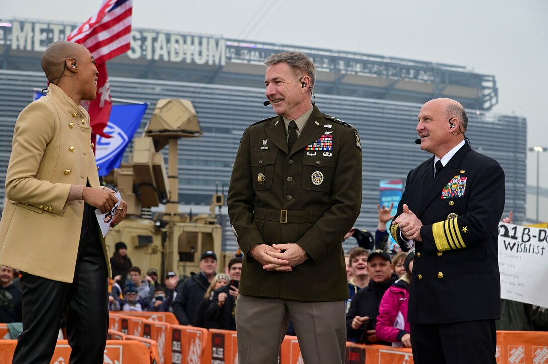 CNO Gilday Attends the 122nd Army-Navy Game