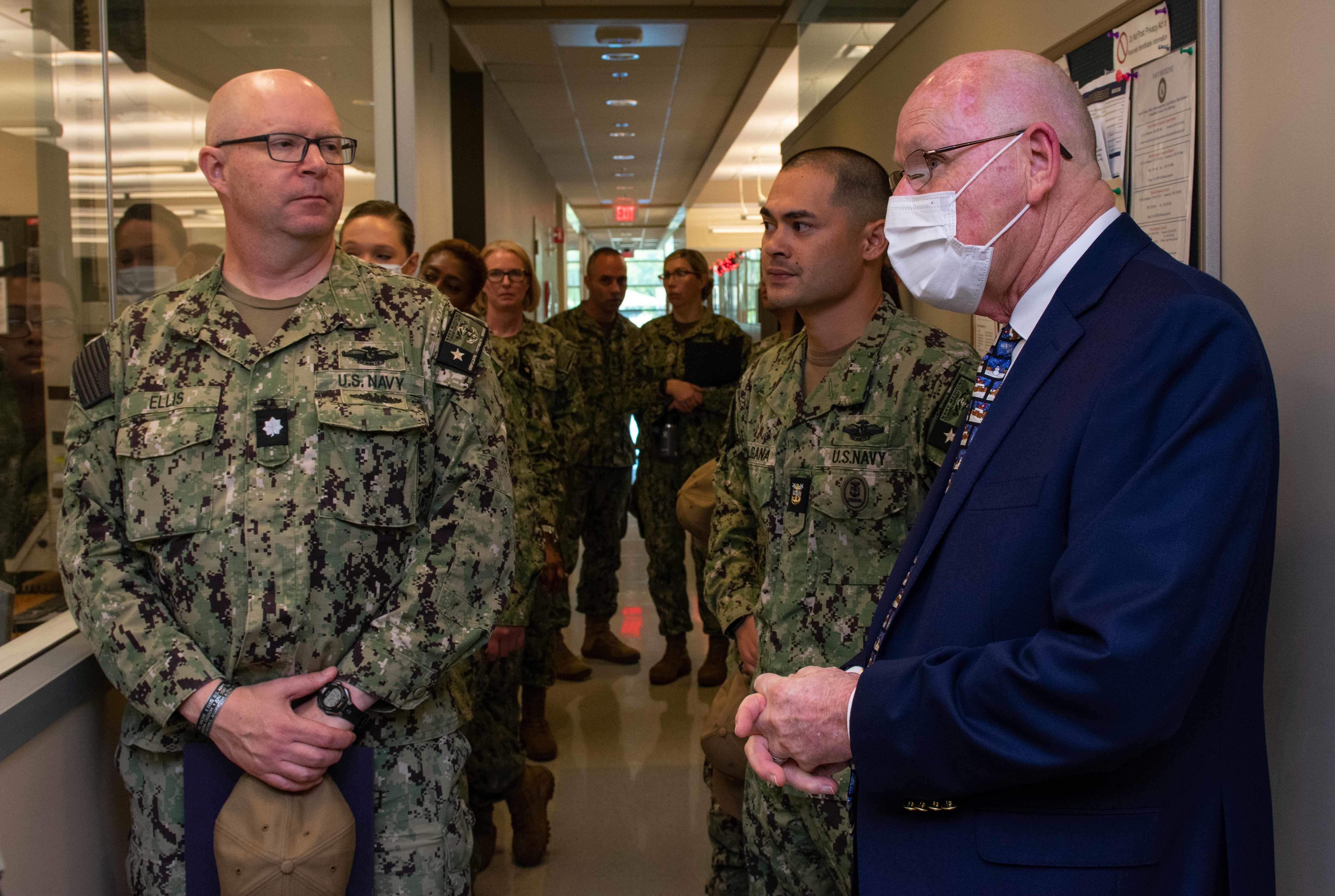 NAMRU San Antonio Hosts NMTSC for Research Facility Tour > Navy ...