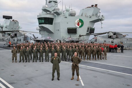 3rd Marine Aircraft Wing > Units > MAG-13 > VMFA-211