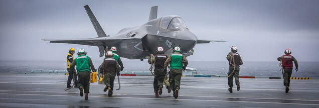 3rd Marine Aircraft Wing > Units > MAG-13 > VMFA-211