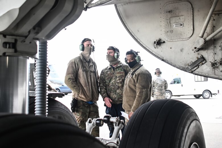 60th Aircraft Maintenance Squadron: "We get the job done" > Travis Air ...