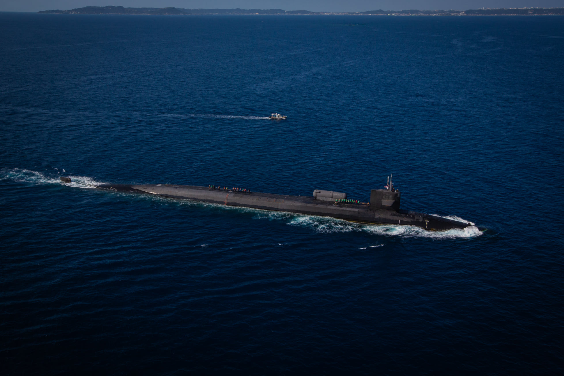 USS Ohio Conducts Joint Operations with Marine Corps Element Near ...