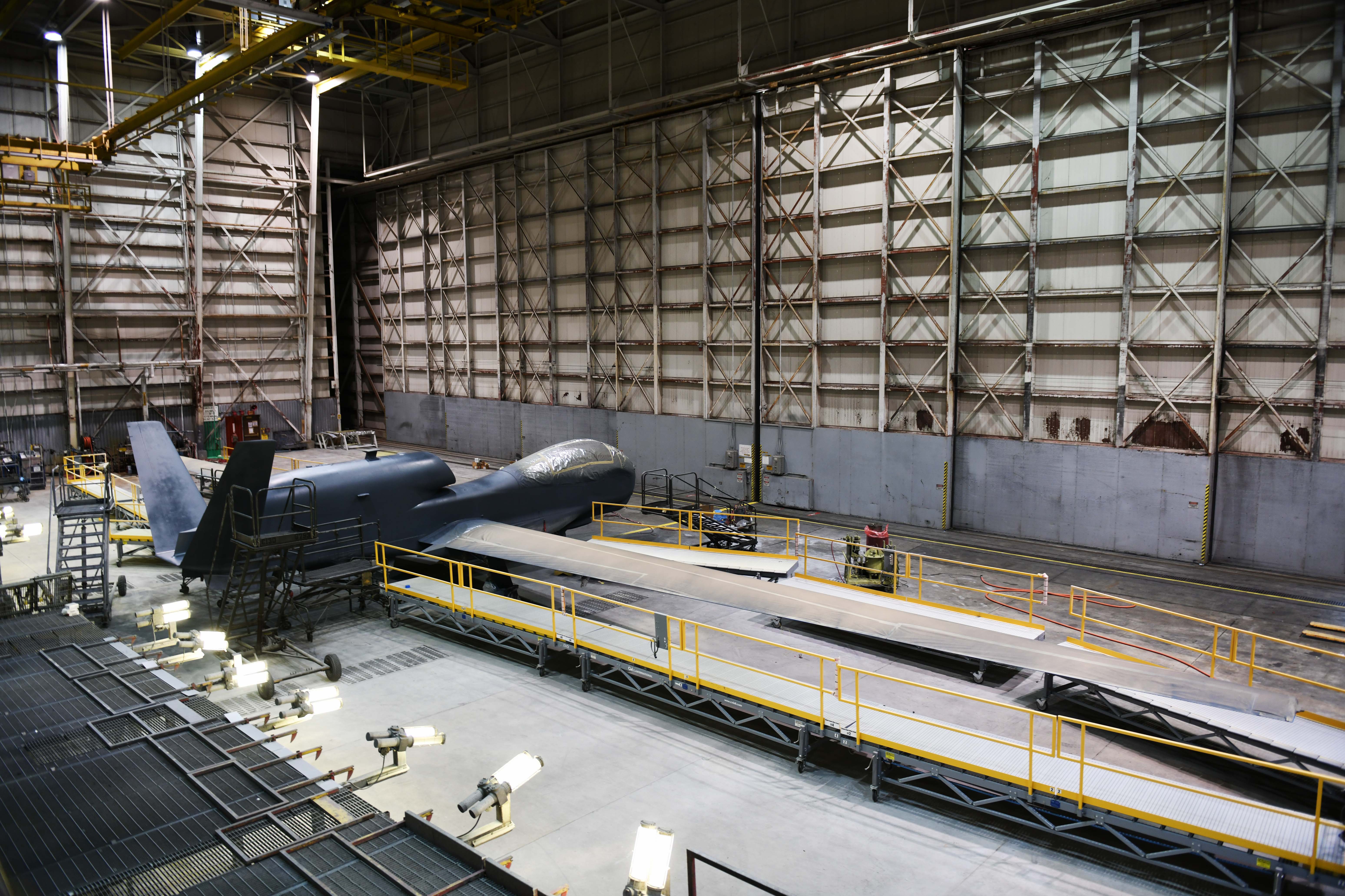 WR-ALC Corrosion Control mission extends aircraft life > Robins Air ...