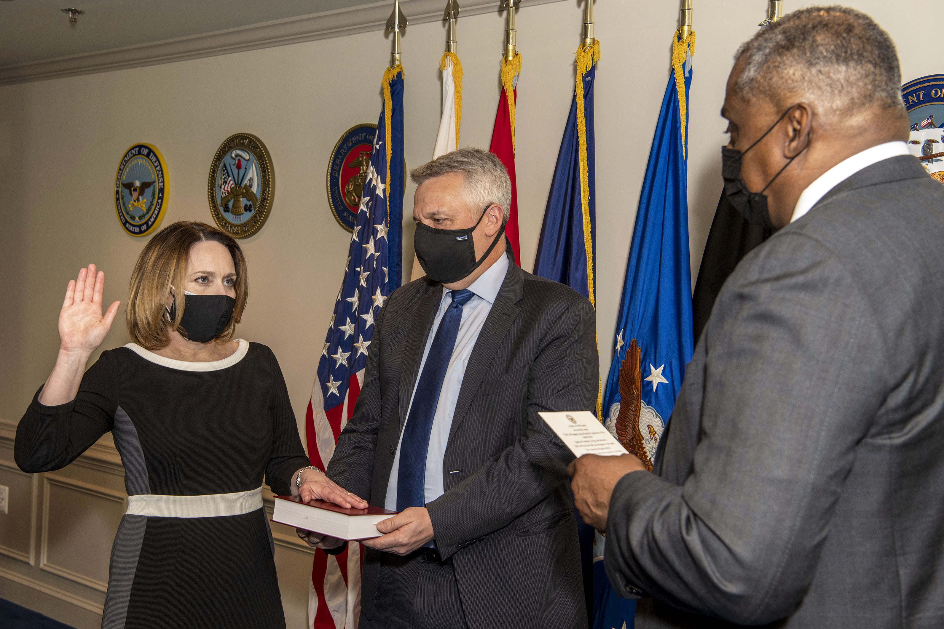 Deputy Defense Secretary Sees Challenges, Opportunities for DOD > U.S ...