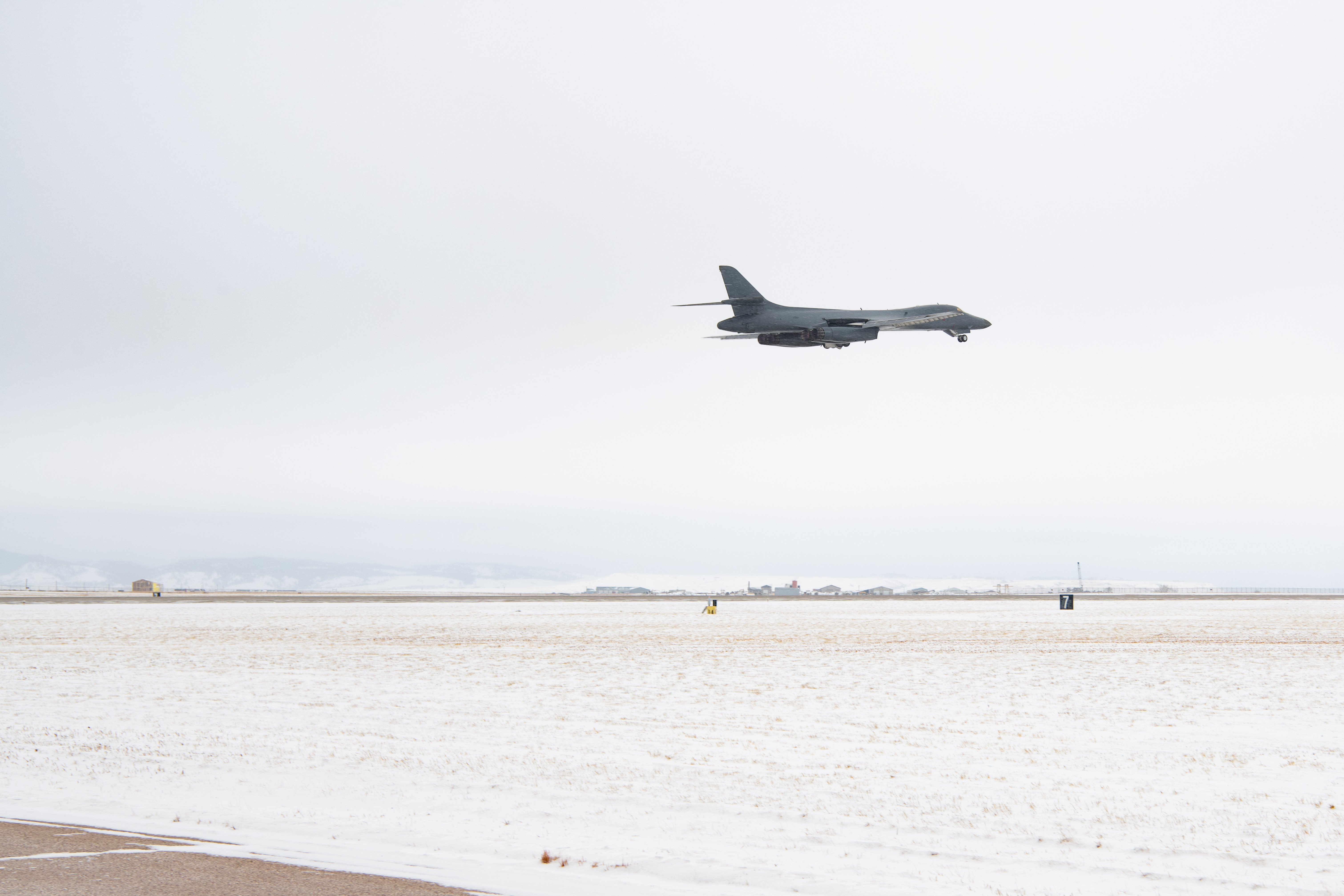 AFGSC paving way for B-21, begins retirement of B-1 aircraft > Air ...
