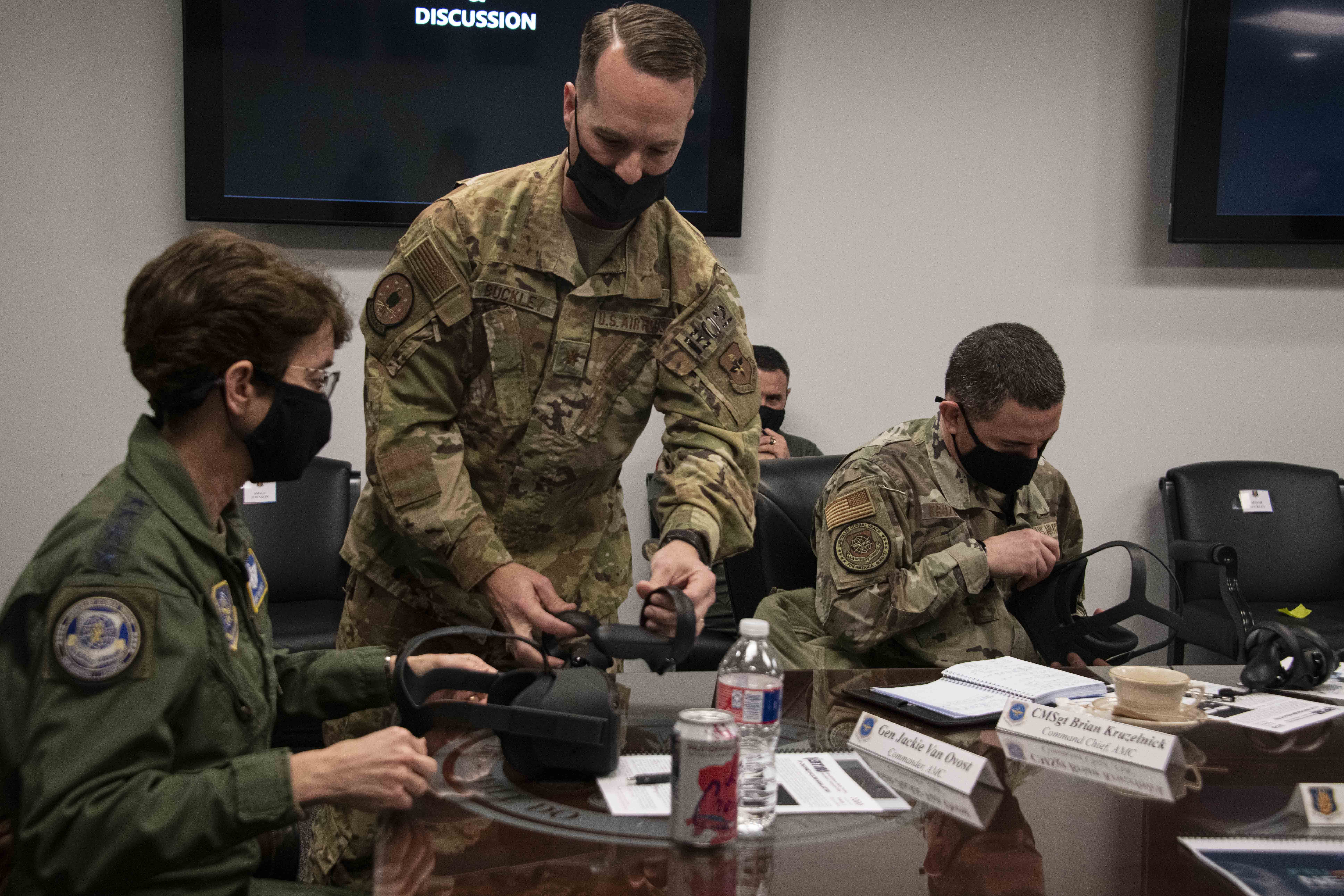 AMC command team visits Mobility’s Hometown > Altus Air Force Base > News