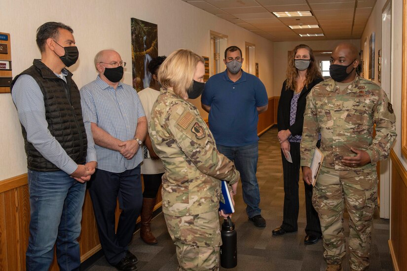 673d CONS hosts commander immersion tour > Joint Base Elmendorf ...