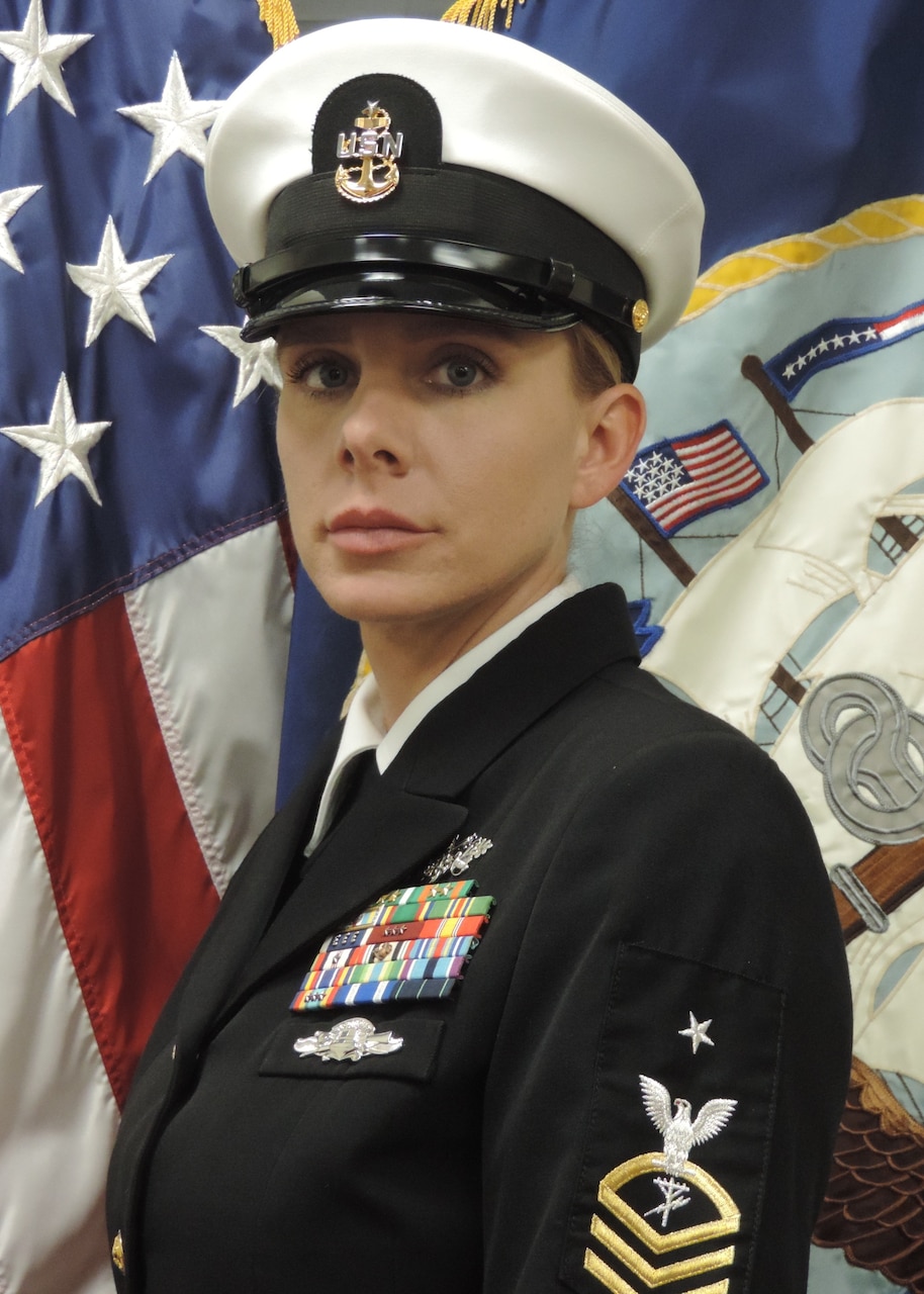 Senior Chief Malinda M. Hernandez > Naval Education and Training ...