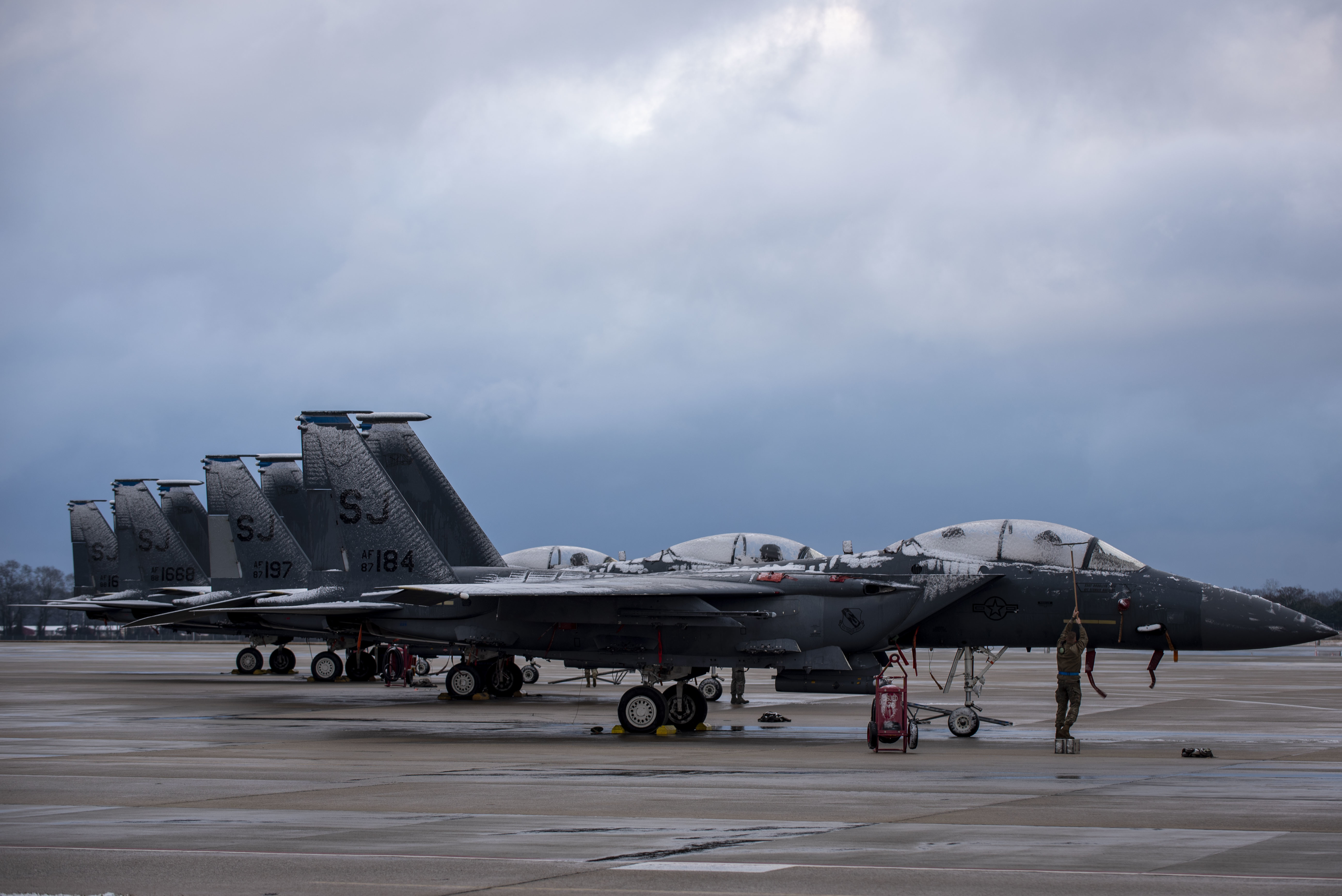 SJAFB receives first snow of the year > Seymour Johnson Air Force Base ...