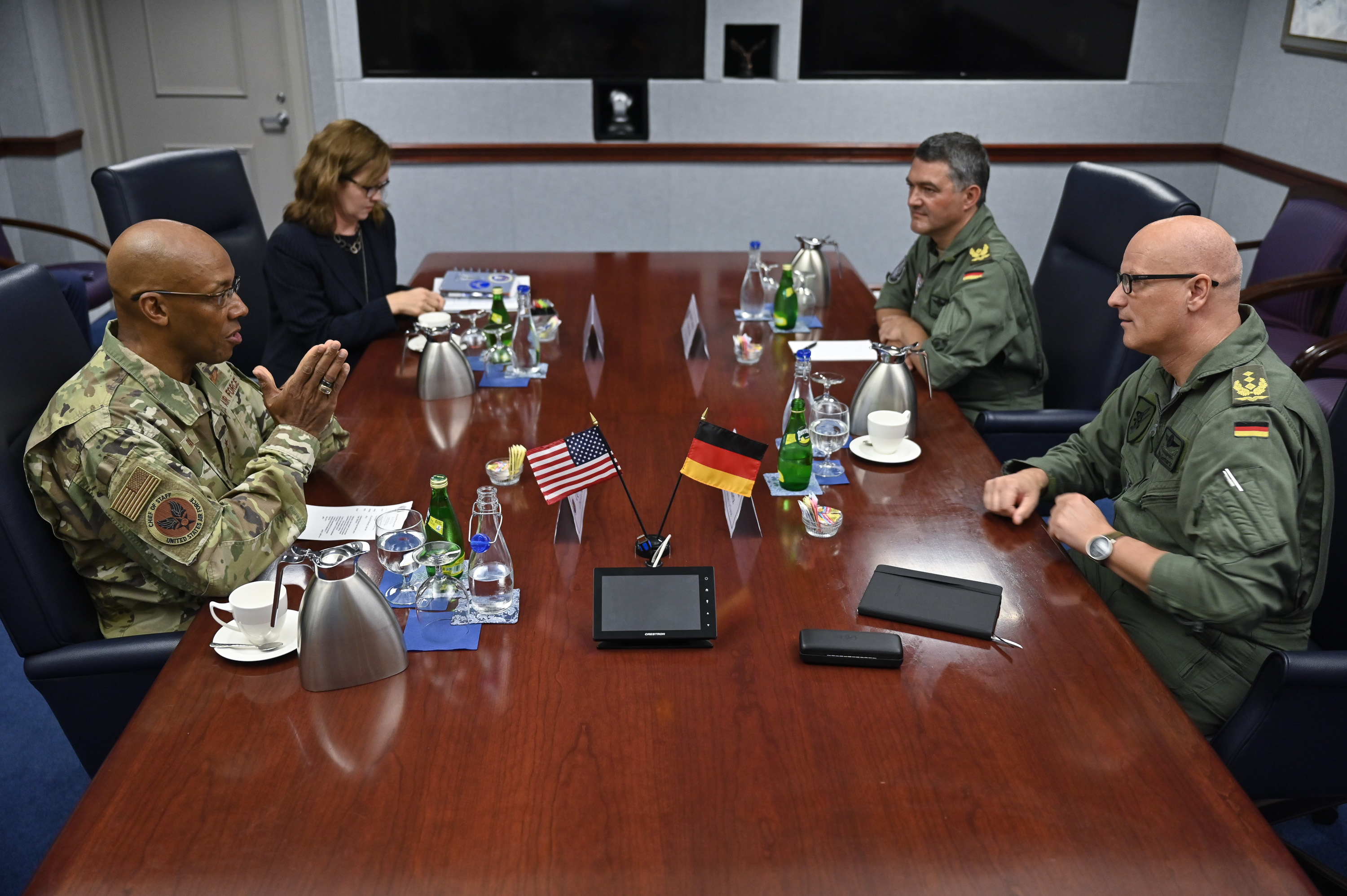 CSAF meets with Chief of the German Air Force > Air Force International ...