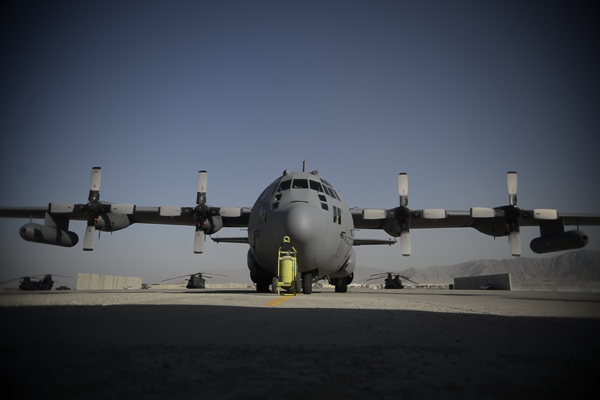 Airframe: The EC-130H Compass Call > > Display