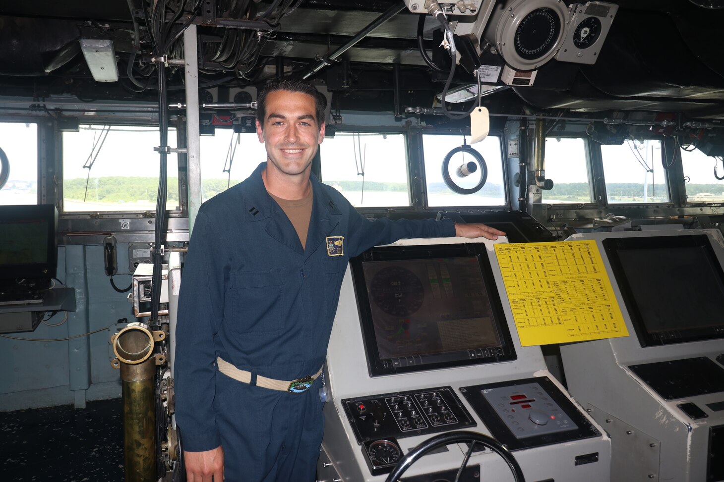 Junior Sailor, Lieutenant Tie in Shiphandling Competition > Commander ...