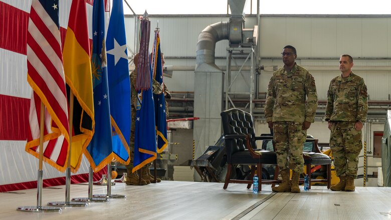 435th AGOW, 435th AEW welcome new commander > U.S. Air Forces in Europe ...