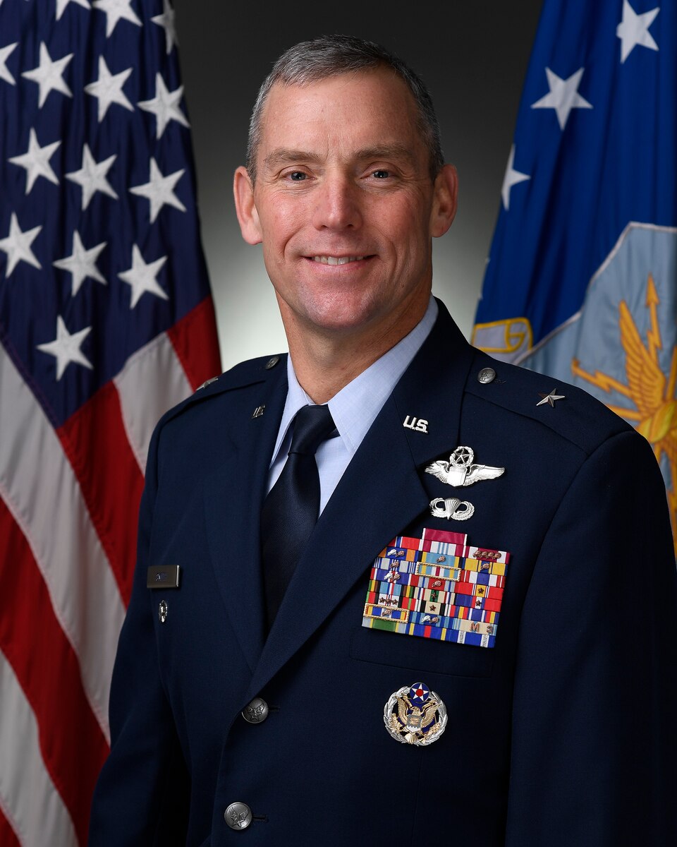 DAVID W. SMITH > Air Force > Biography Display