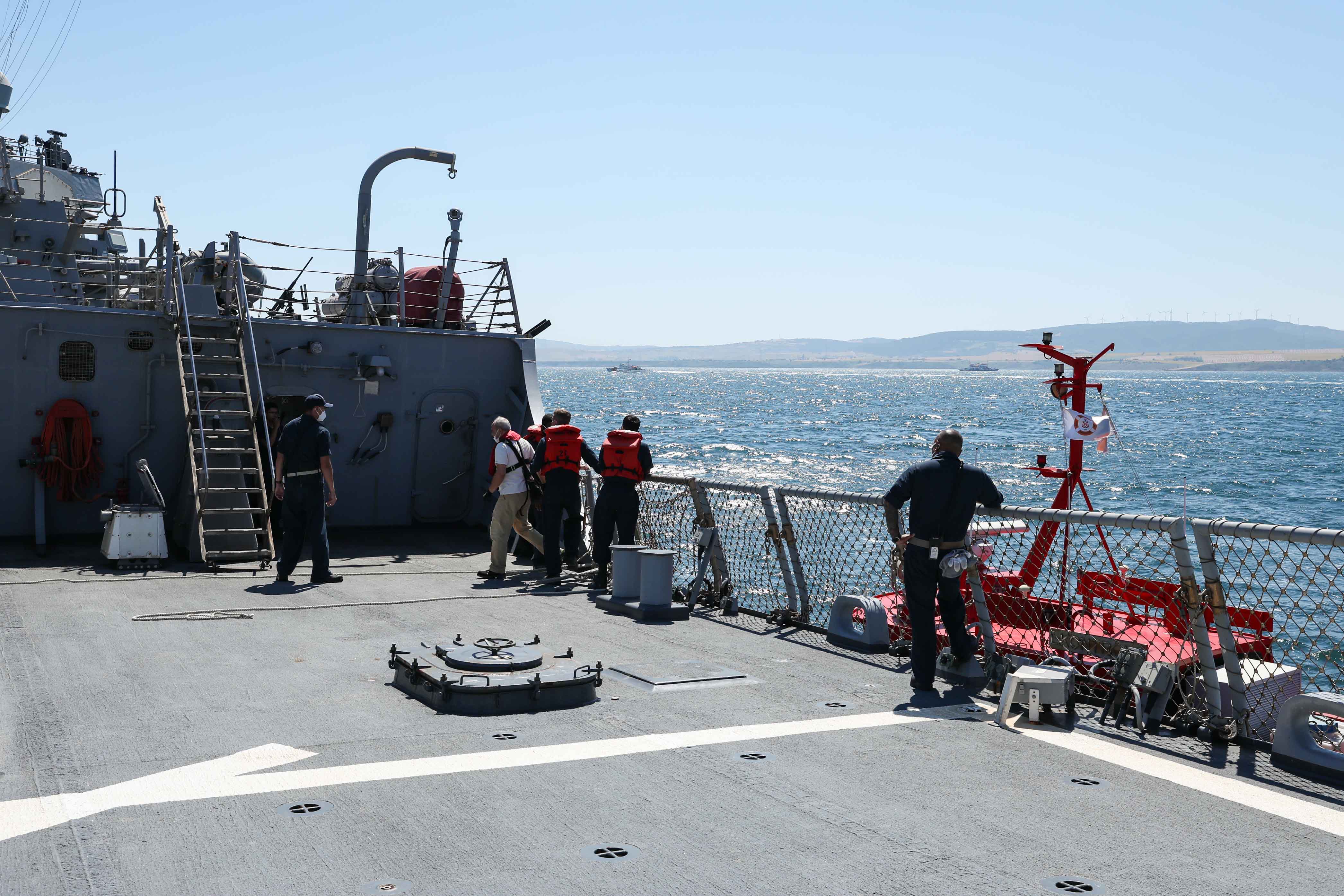 USS Ross and USNS Yuma Depart the Black Sea > U.S. Naval Forces Europe ...