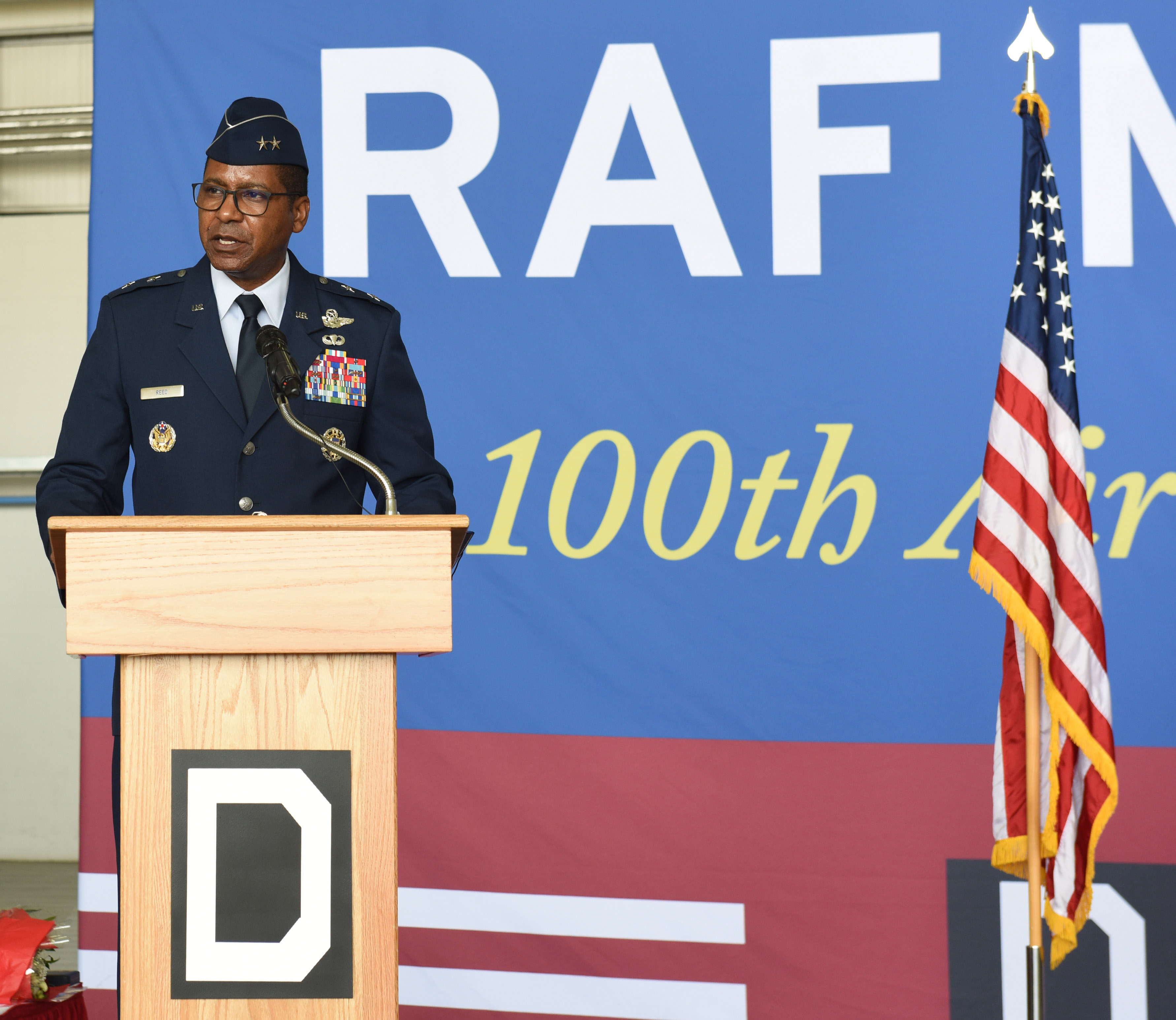 100th Air Refueling Wing changes command > Royal Air Force Mildenhall ...
