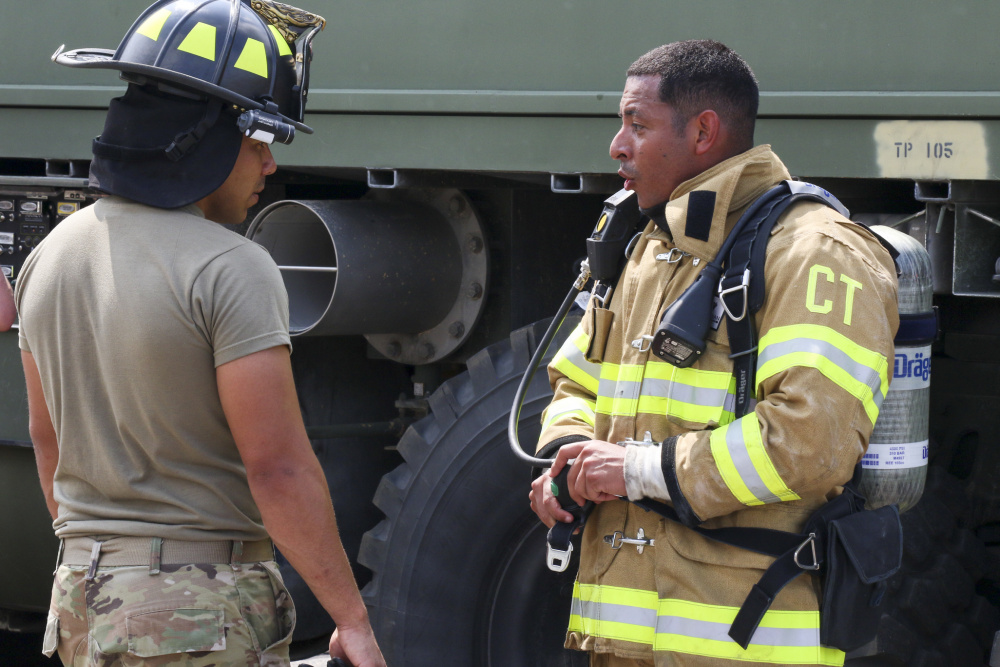 Army Reserve Firefighters Conduct Burn Scenario > U.S. Army Reserve ...