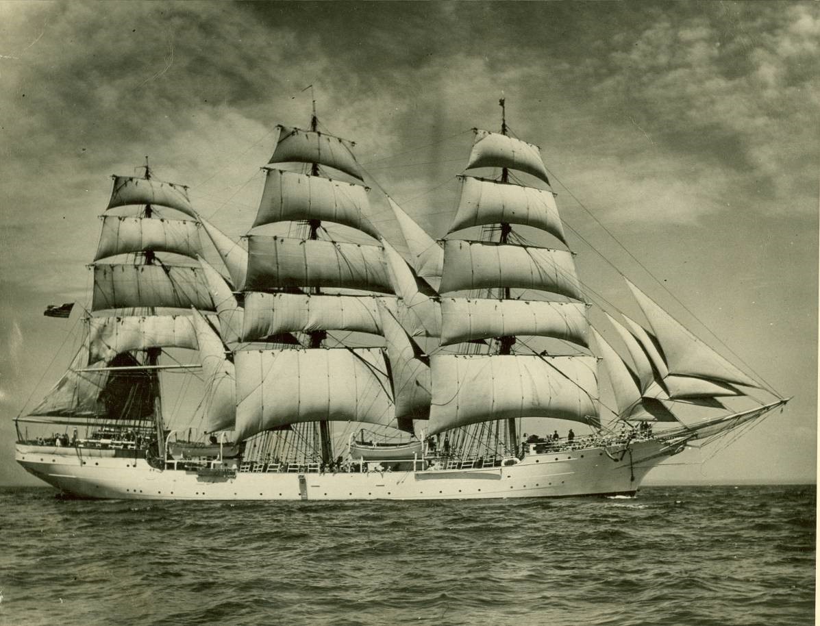 The Long Blue Line: Danmark—the friend-ship between Denmark and the ...