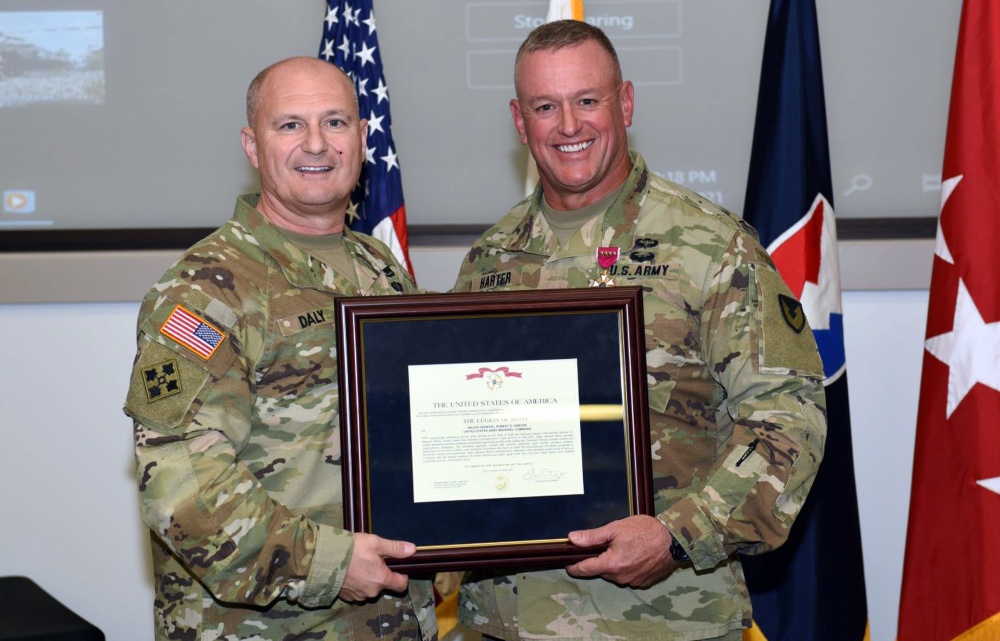 AMC farewells one of its top leaders > U.S. Army Reserve > News-Display