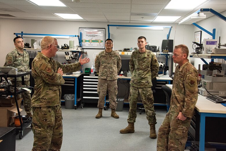 15th Air Force Command Chief visits DM's Dynamic Team > Davis-Monthan ...
